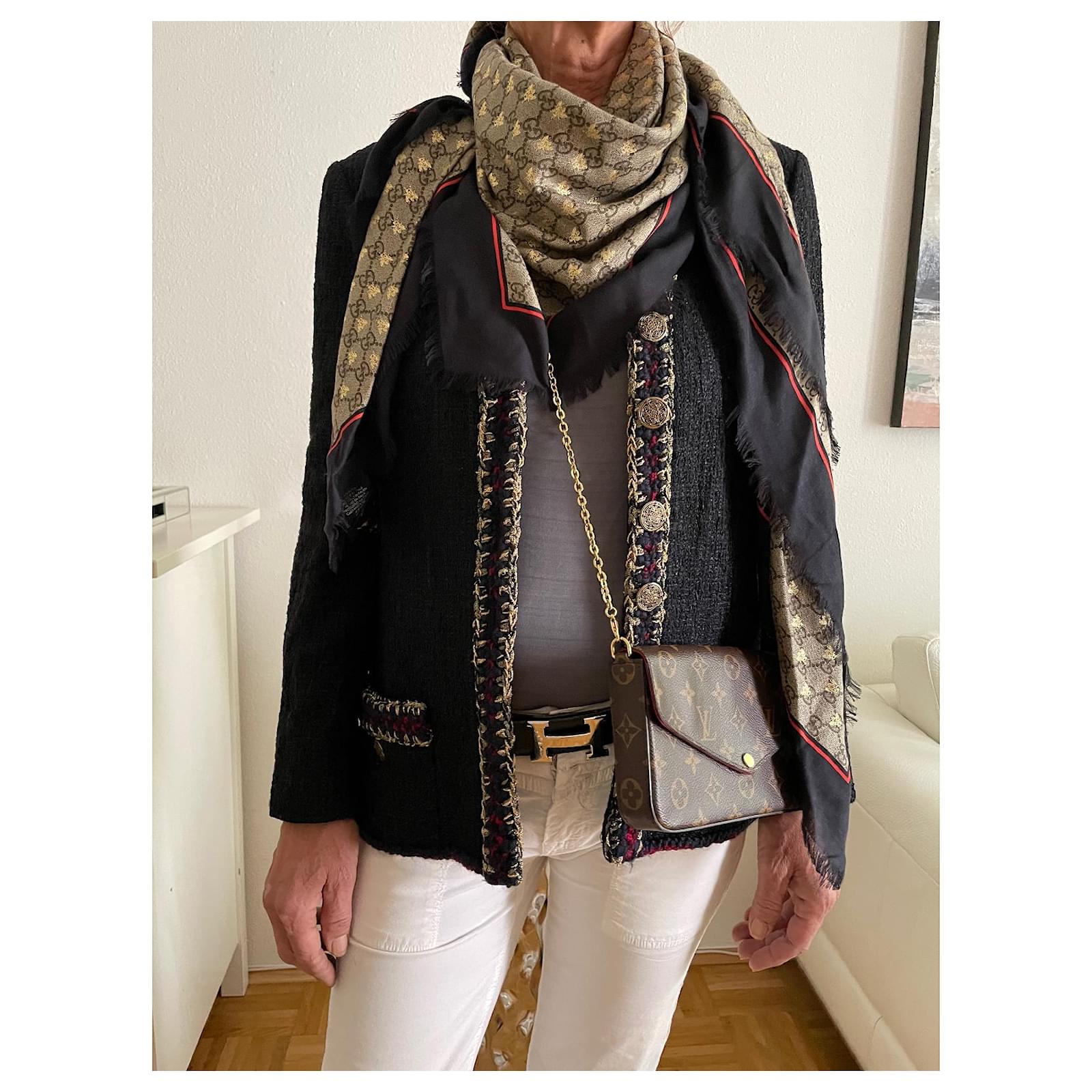 Chanel 2010 Shanghai Black Tweed Jacket - 38 ref.743462 - Joli Closet