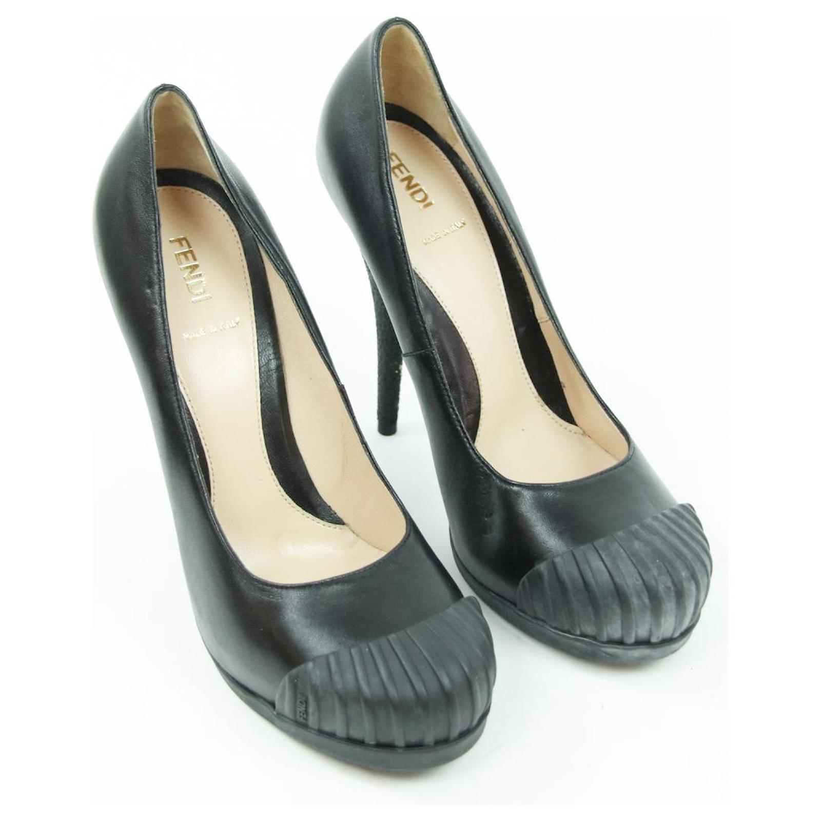 Fendi pumps 40 Black Leather ref.745113 - Joli Closet