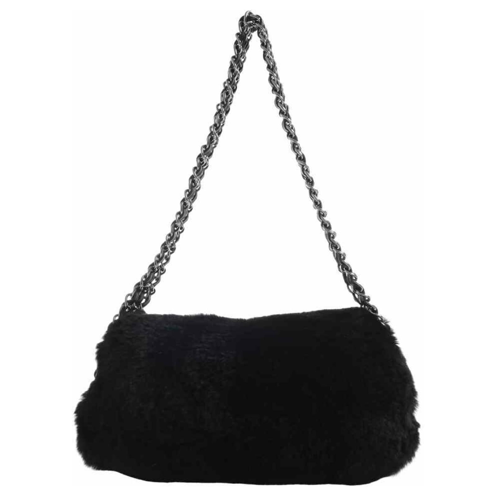 Chanel Black Fur ref.745857 - Joli Closet