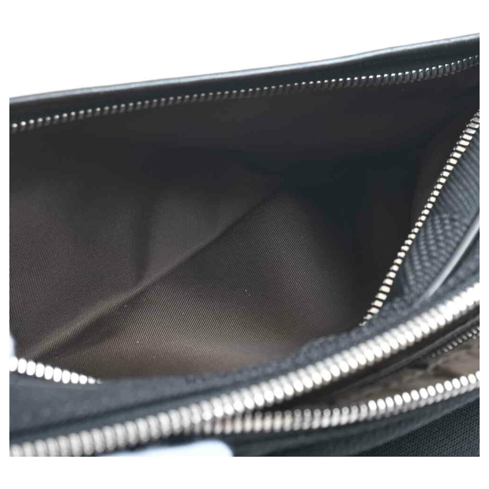 Louis Vuitton Acrobate Black Cloth ref.747217 - Joli Closet