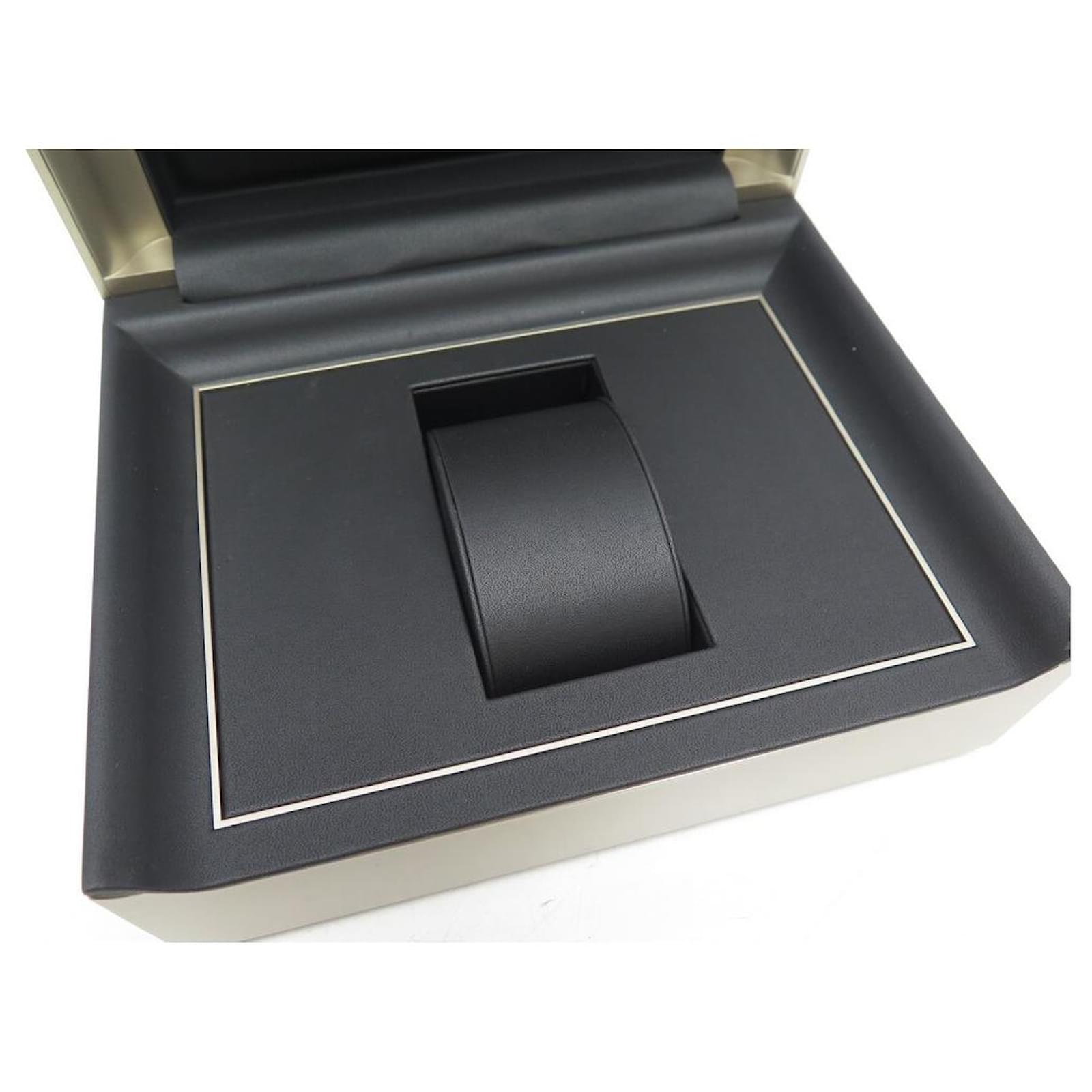 Jaeger Lecoultre JAEGER-LECOULTRE RESIN BEIGE MASTER CONTROL REVERSO ...