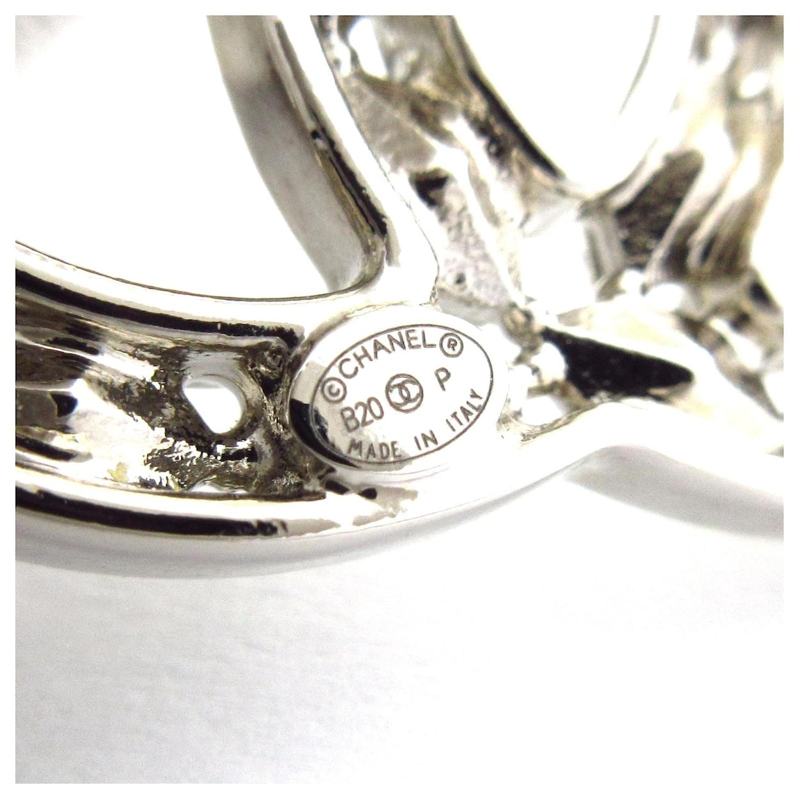 Chanel Silvery Metal ref.751301 - Joli Closet