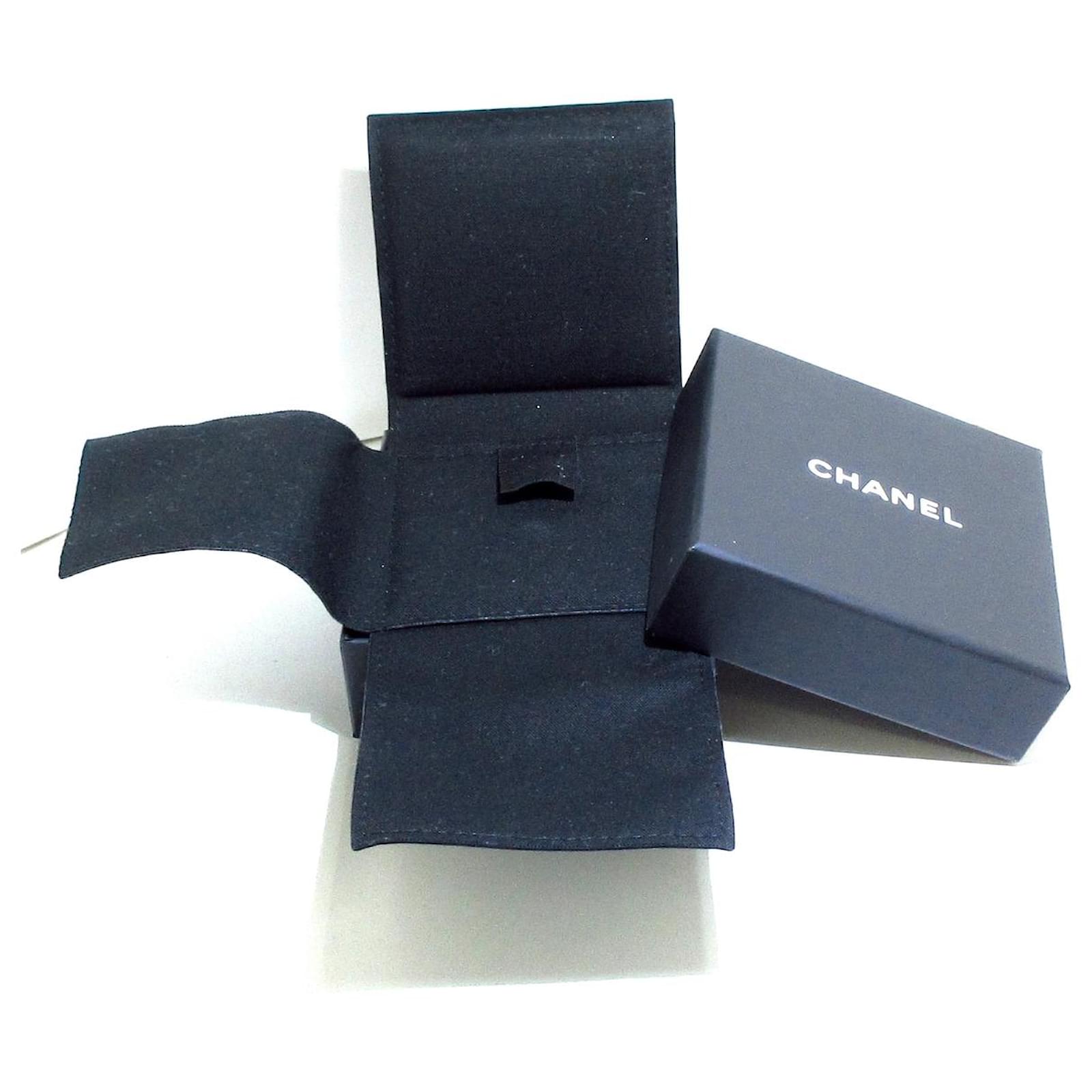 Chanel Silvery Metal ref.751301 - Joli Closet