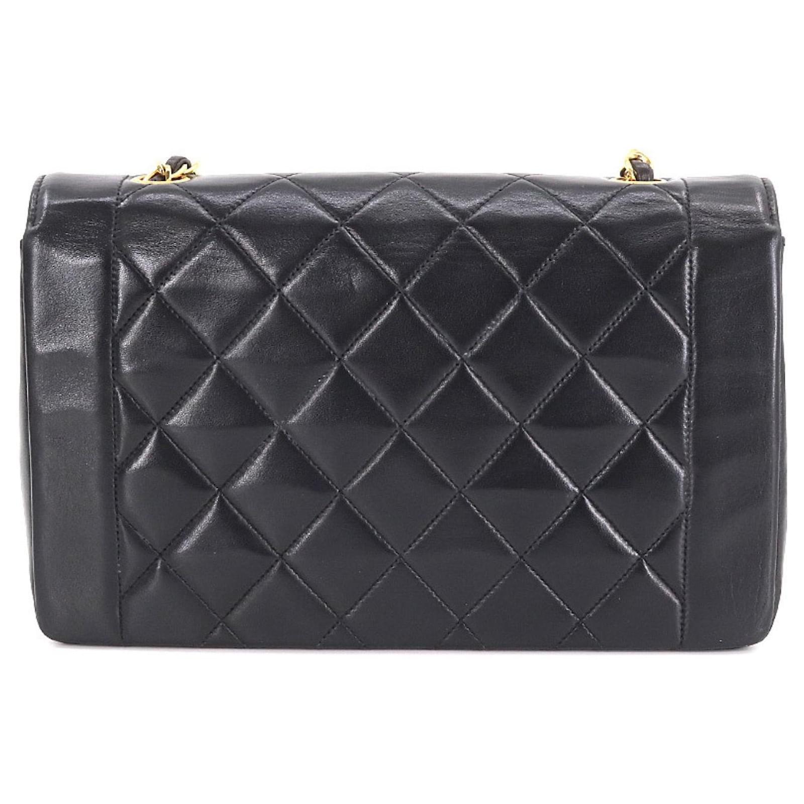 Chanel Diana Black Leather ref.752452 - Joli Closet