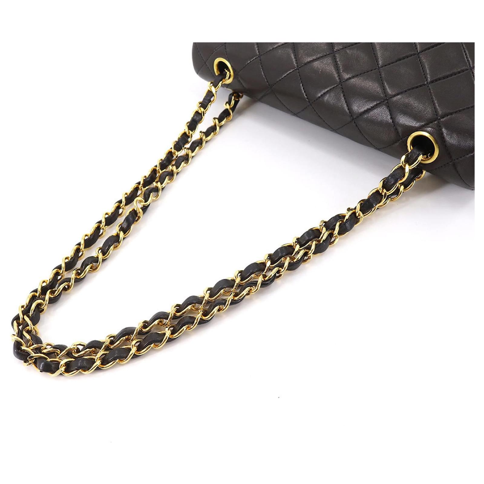 Chanel lined Flap Black Leather ref.752467 - Joli Closet