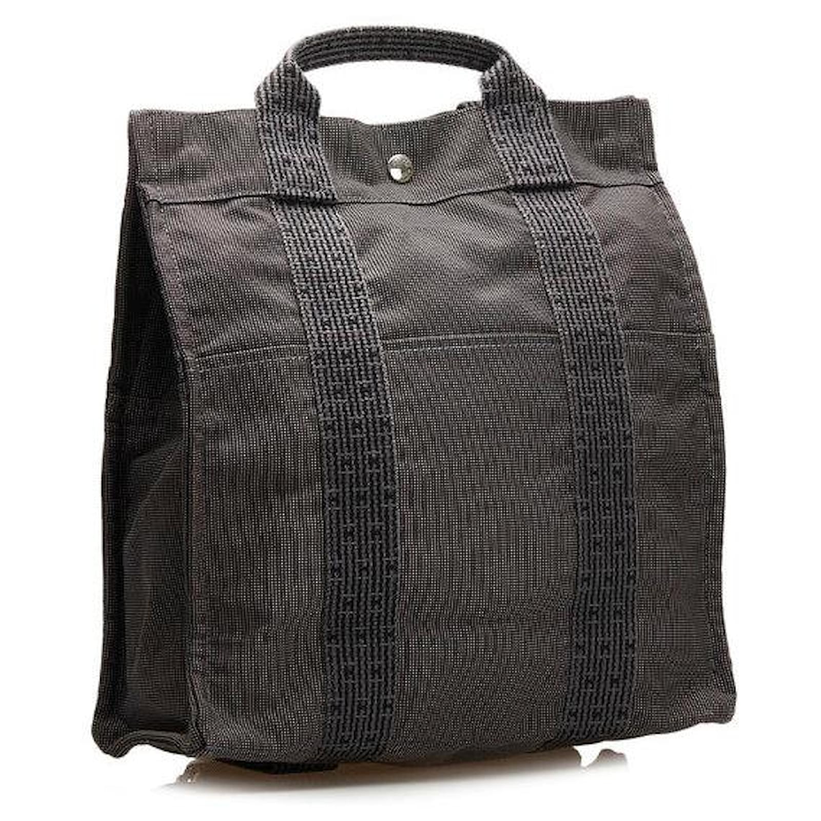 Hermès Toile Herline Backpack Grey Cloth ref.753470 - Joli Closet