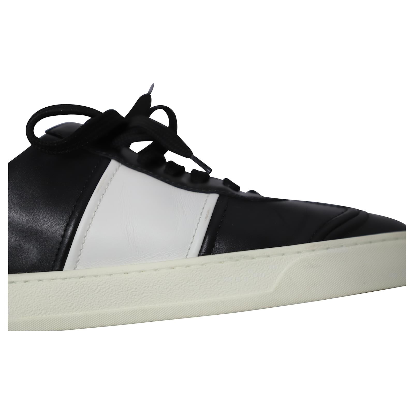 Valentino Fly Crew Low Top Sneakers in Black and White Leather Multiple ...
