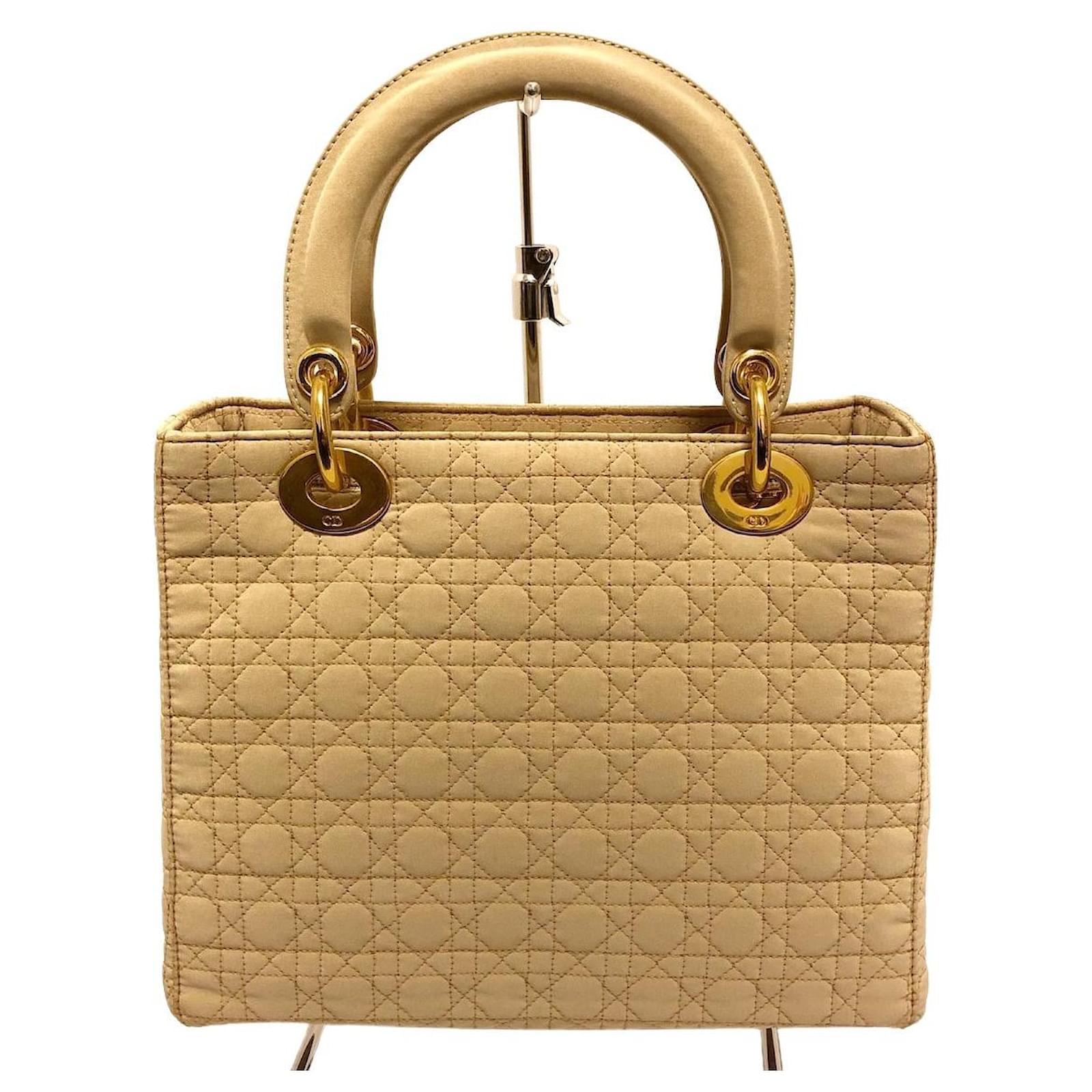 Dior Lady Dior Medium Beige Synthetic ref.758282 - Joli Closet