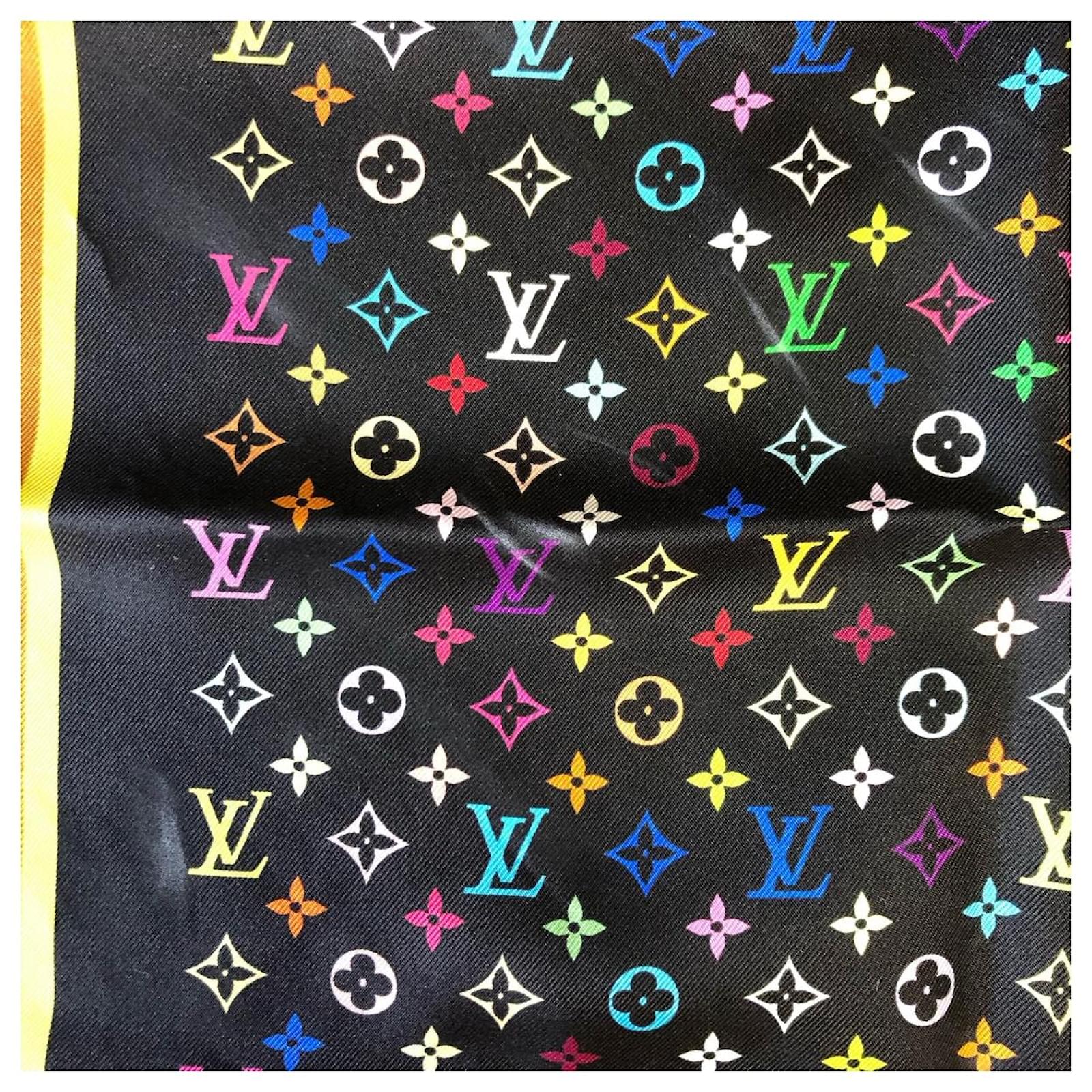 Louis Vuitton Multiple colors Silk ref.765733 - Joli Closet