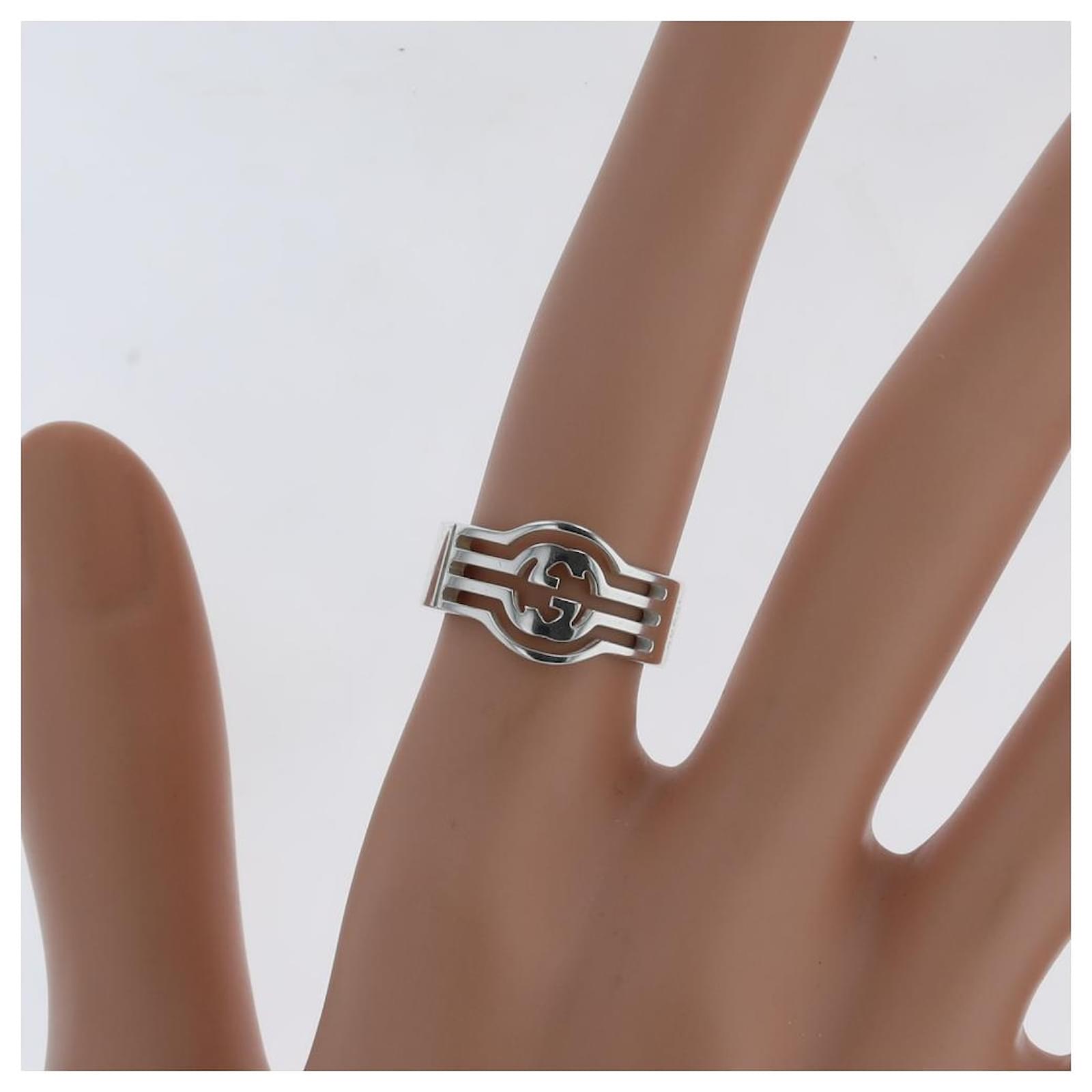Gucci Cutout Interlocking G Silver Ring Silvery ref.766054 - Joli Closet