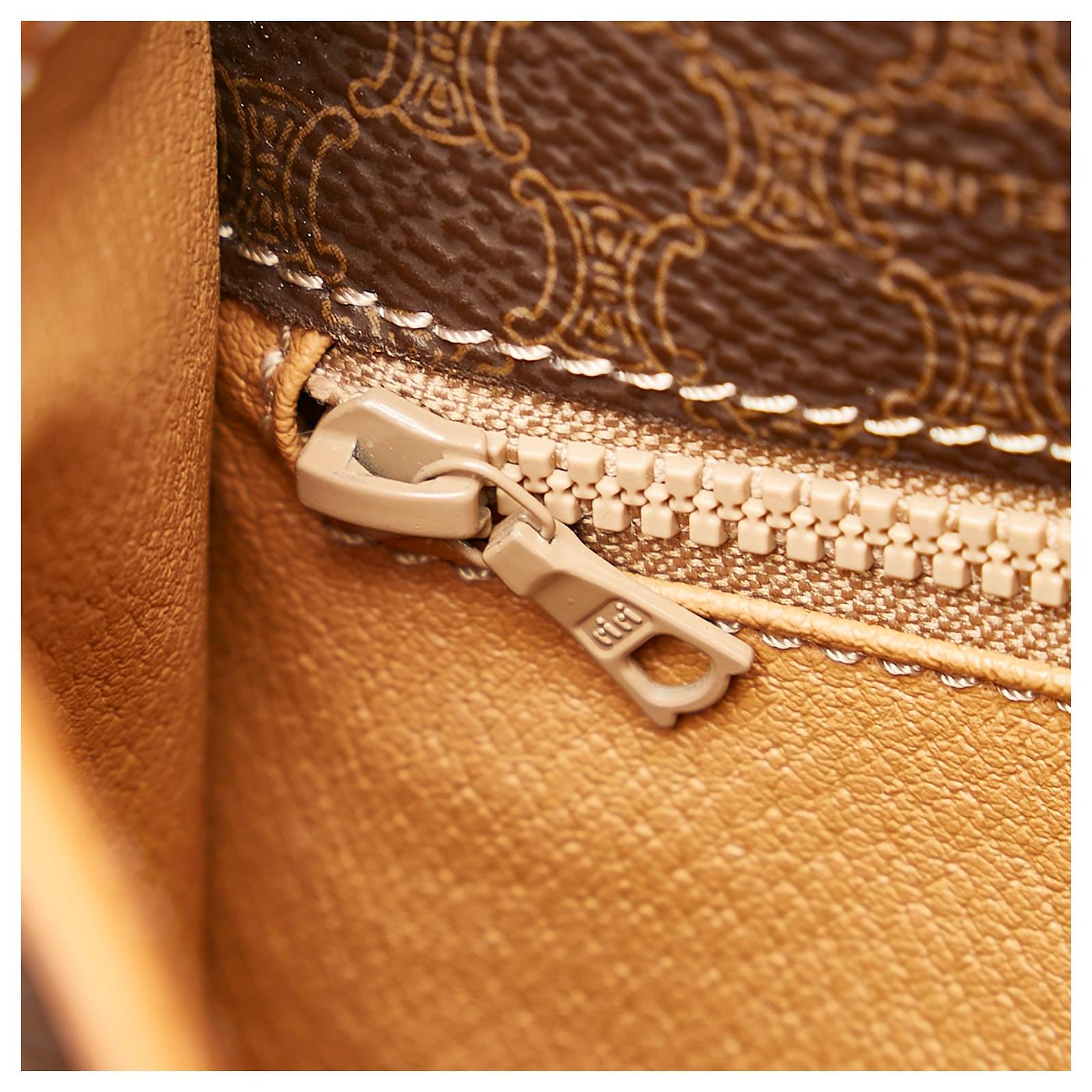 Céline Celine Brown Macadam Crossbody Bag Cloth Cloth ref.766274 - Joli ...