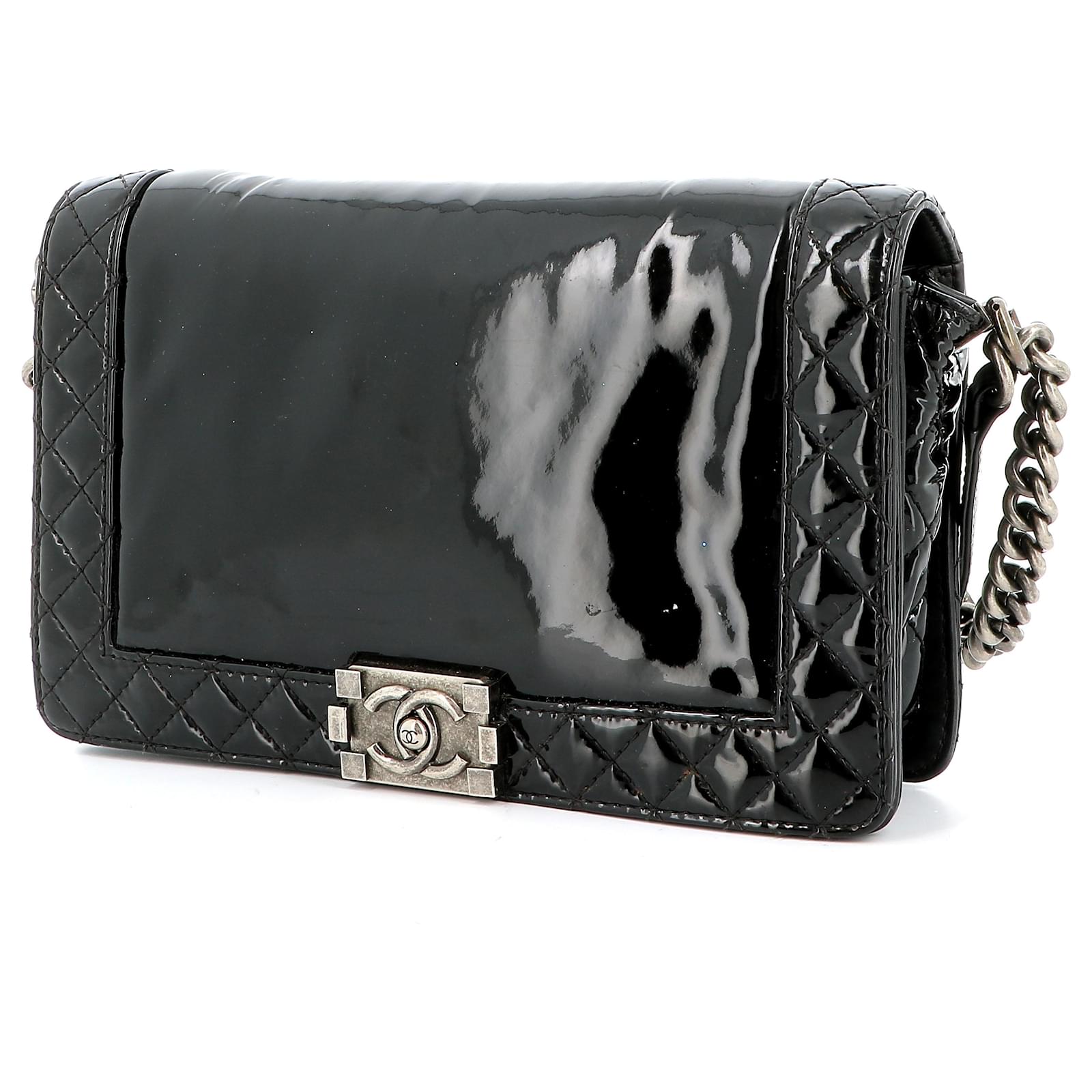Chanel Boy Black Leather ref.767111 - Joli Closet