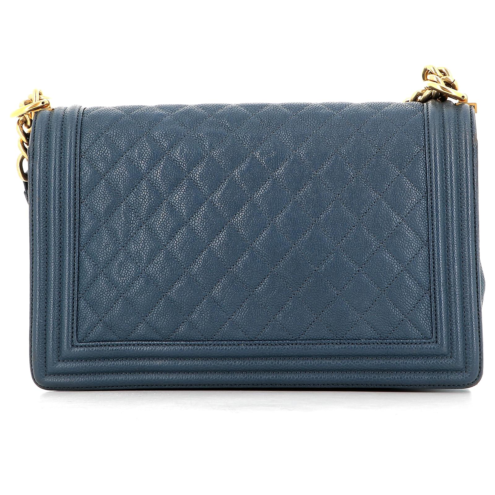 Chanel Boy Blue Leather ref.772692 - Joli Closet