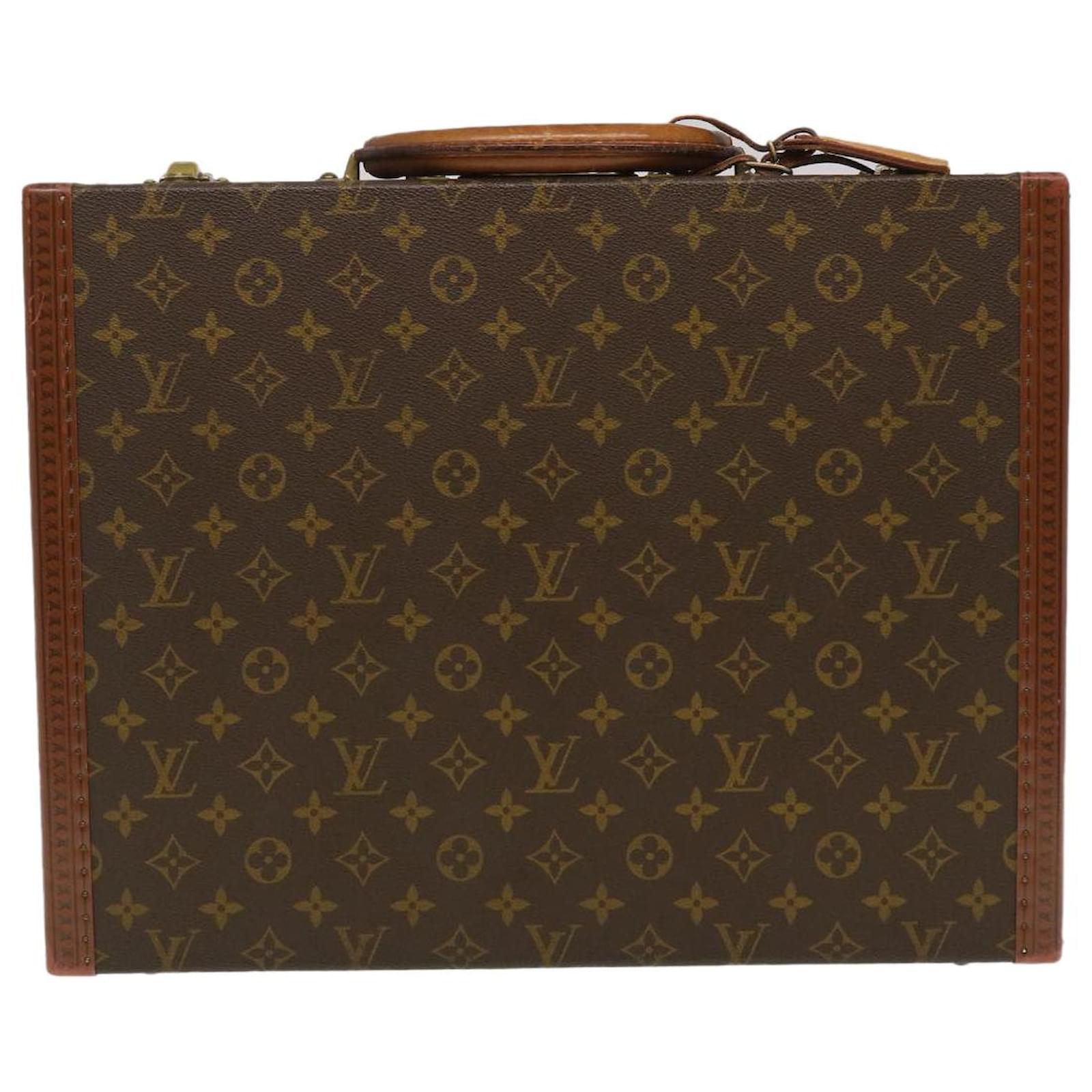 Louis Vuitton Président Brown Cloth ref.775554 - Joli Closet