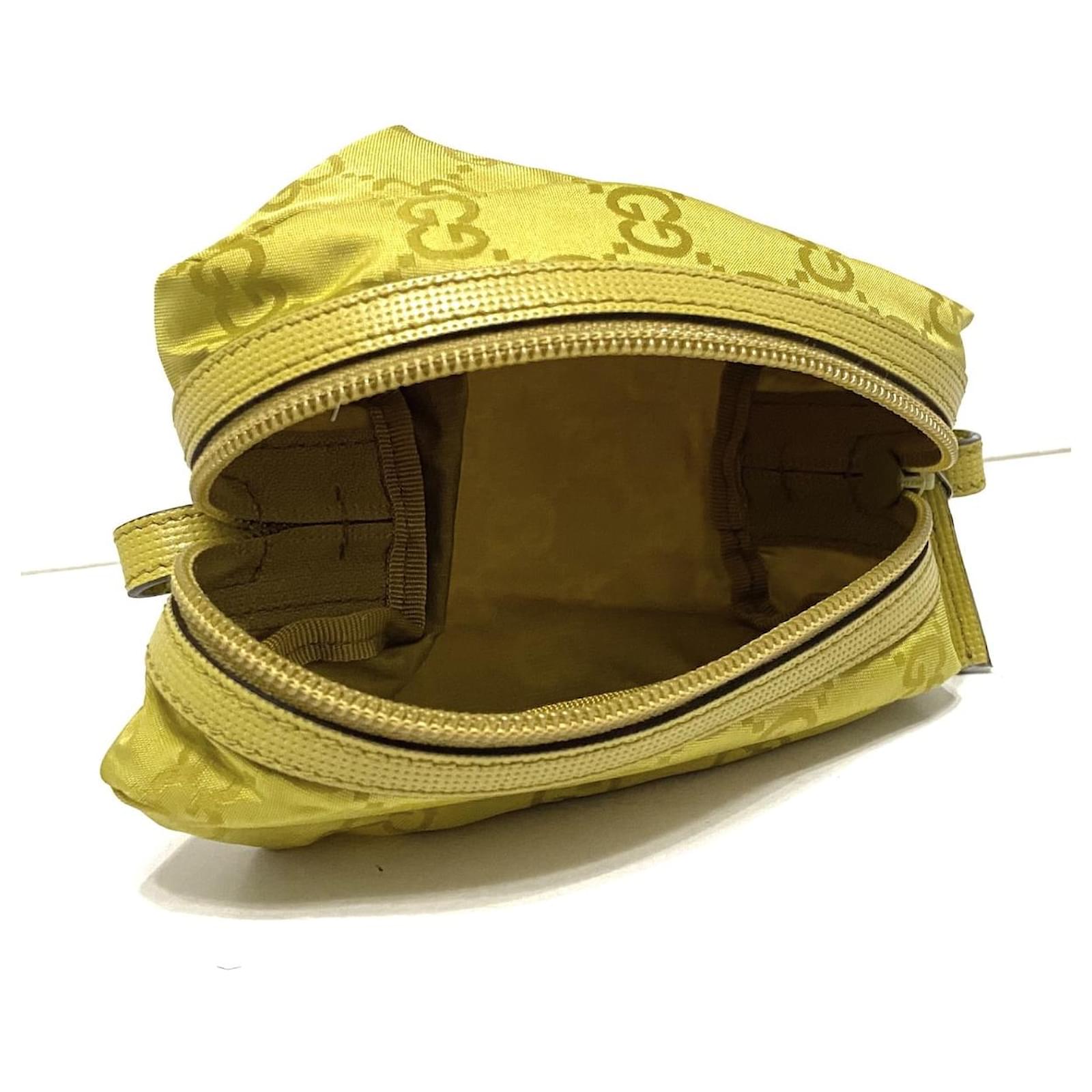 Motif Gucci GG Synthétique Jaune ref.777339 - Joli Closet
