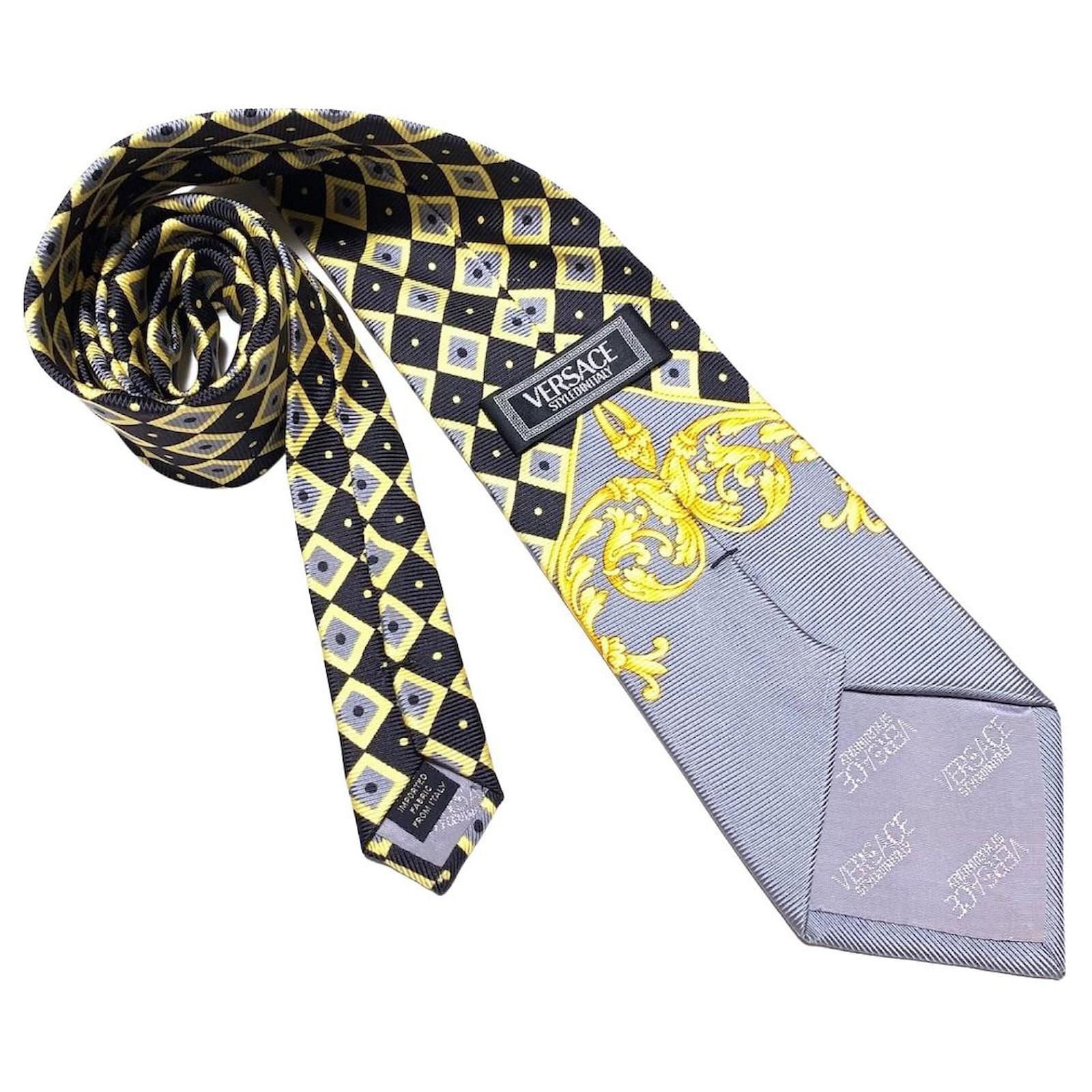 VERSACE Multiple colors Silk ref.781485 - Joli Closet