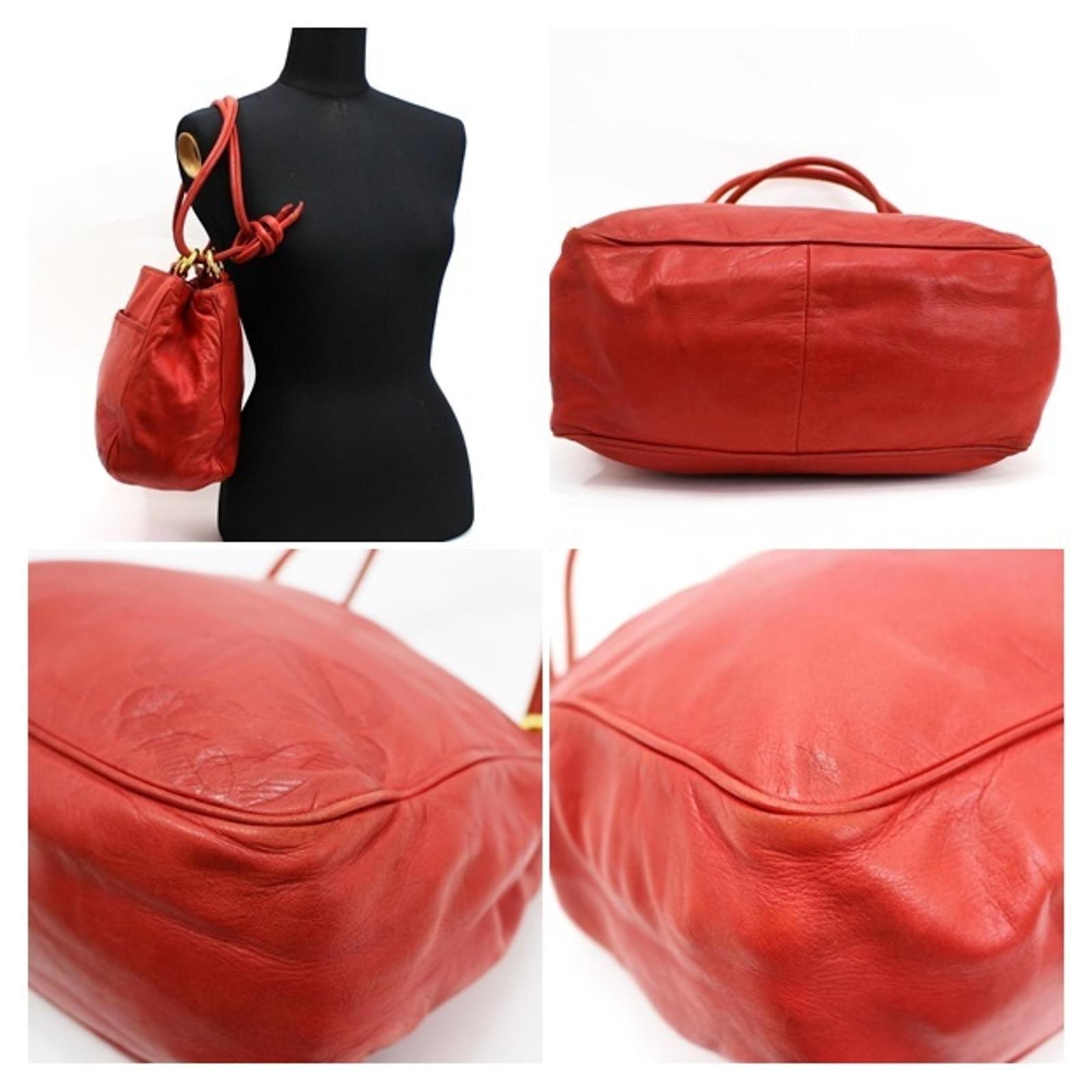 Loewe Red Leather ref.781808 - Joli Closet