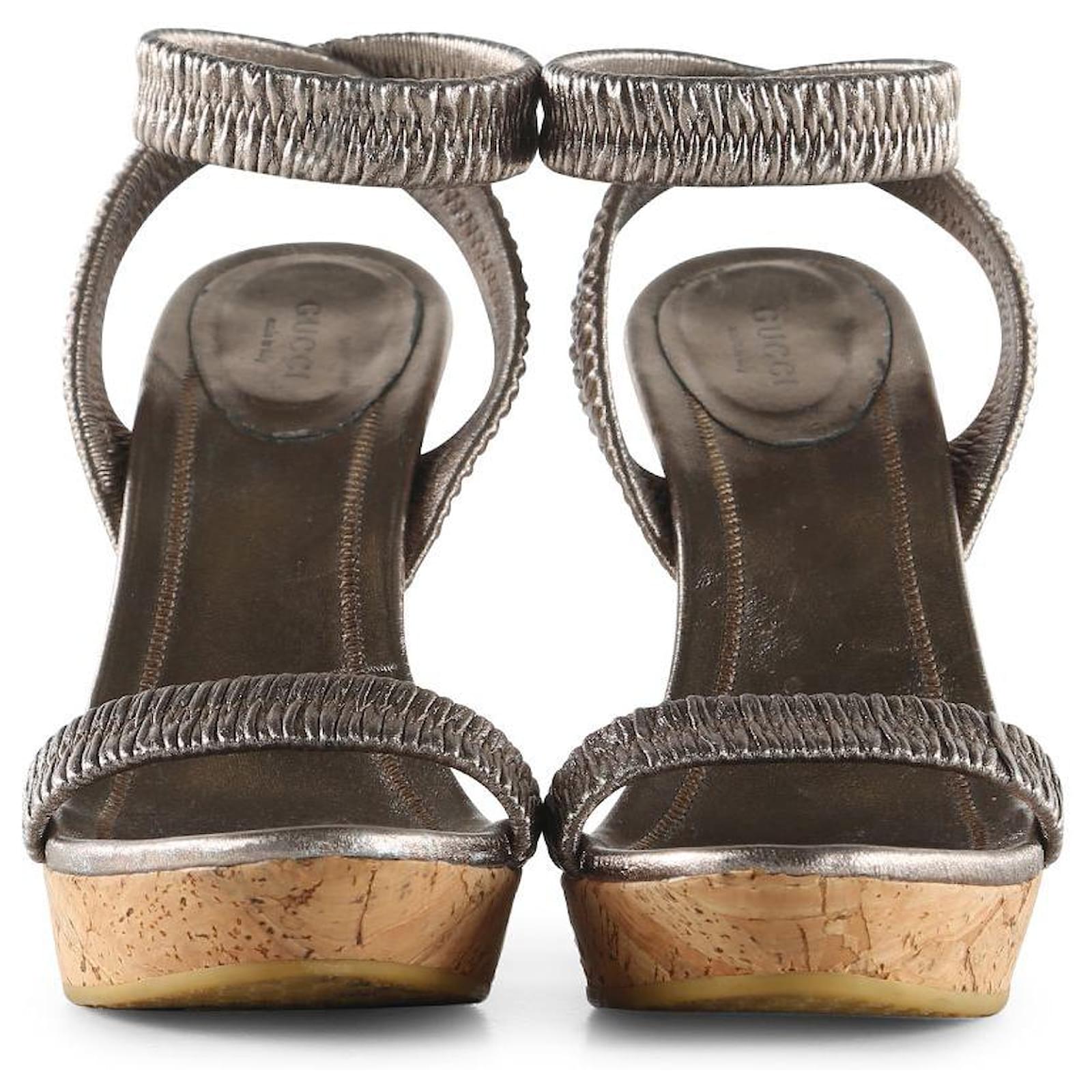 Gucci Metallic Bronze Leather Strappy Cork Platform Sandals ref.786641 ...