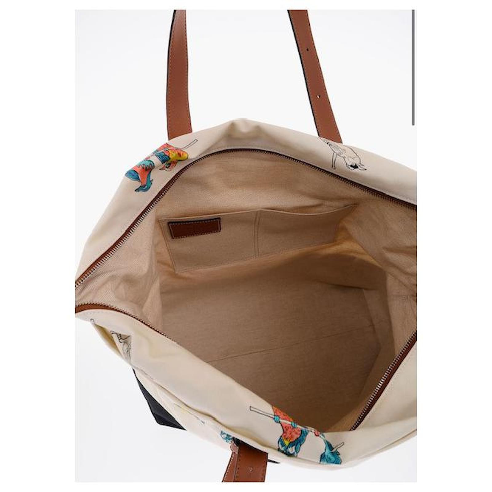 Loewe Sacs à main Beige ref.787211 - Joli Closet