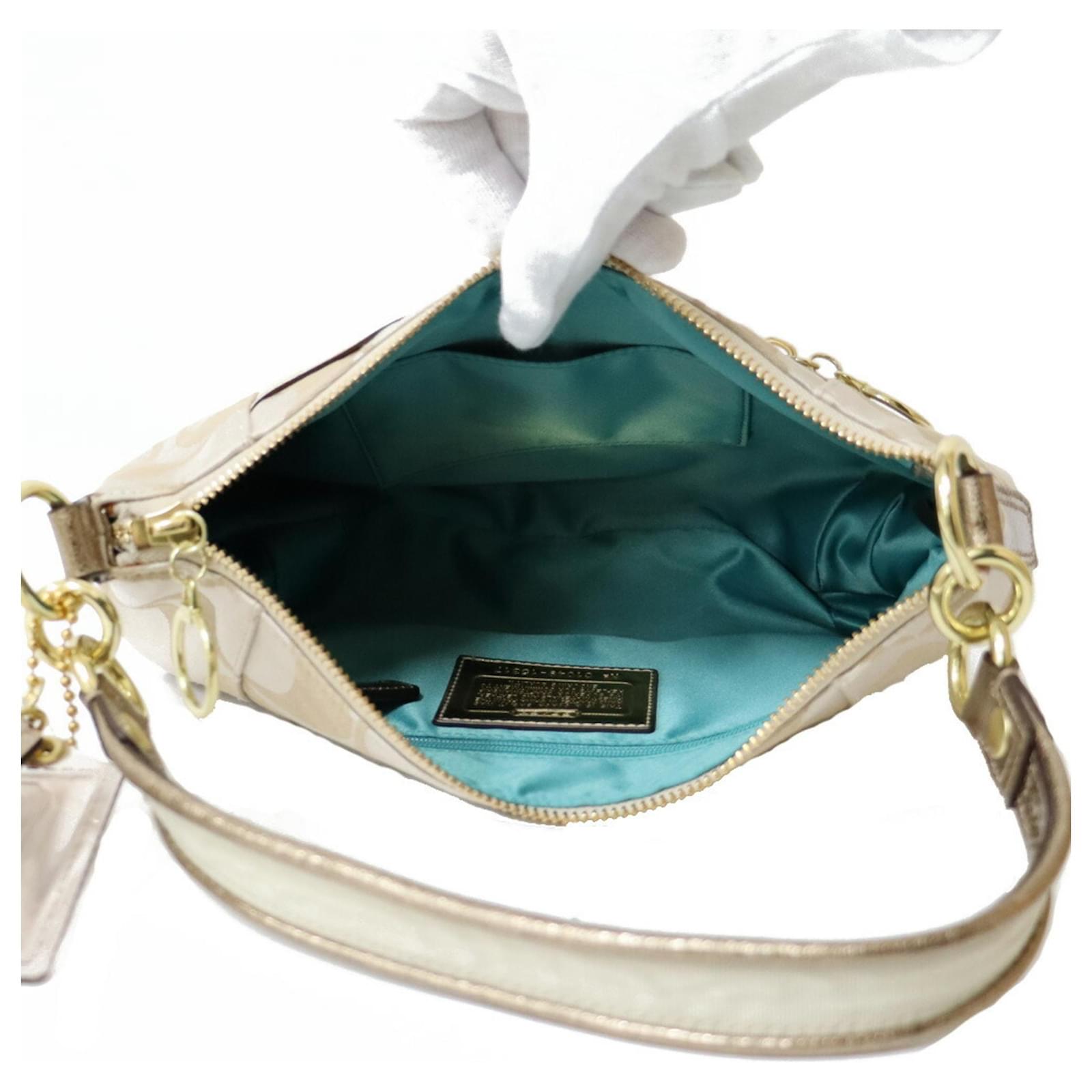 Coach Signature Beige Cloth ref.788853 - Joli Closet