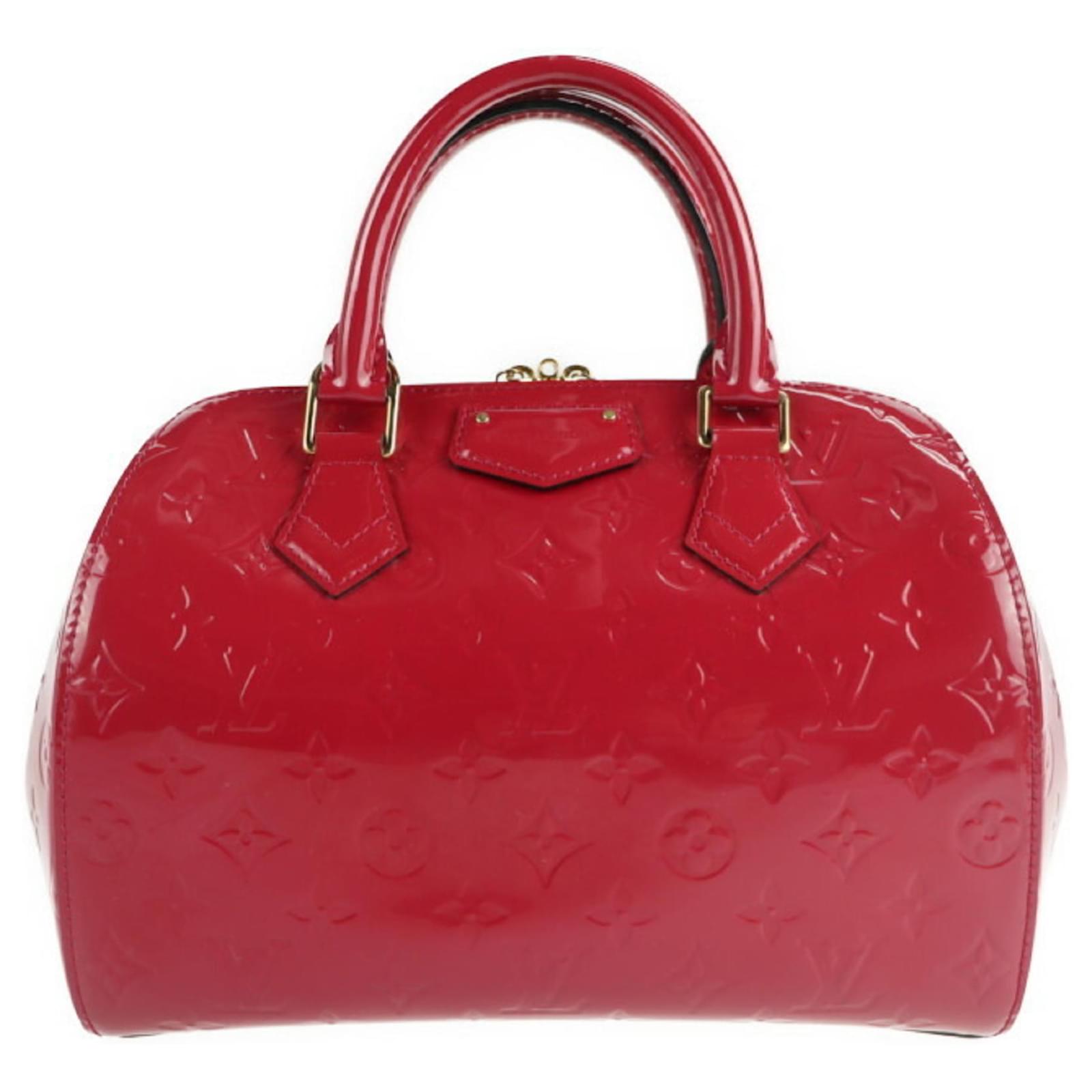 Louis Vuitton Montana Red Patent leather ref.788999 - Joli Closet