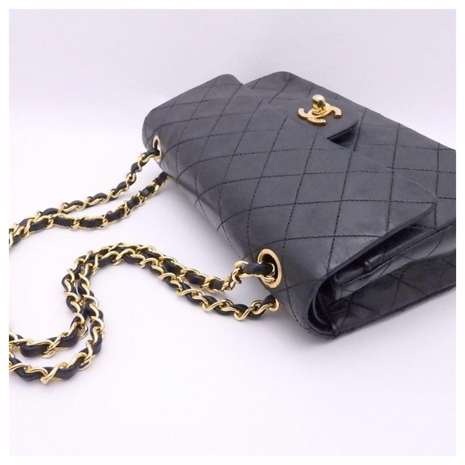 Chanel Timeless Black Leather ref.790338 - Joli Closet