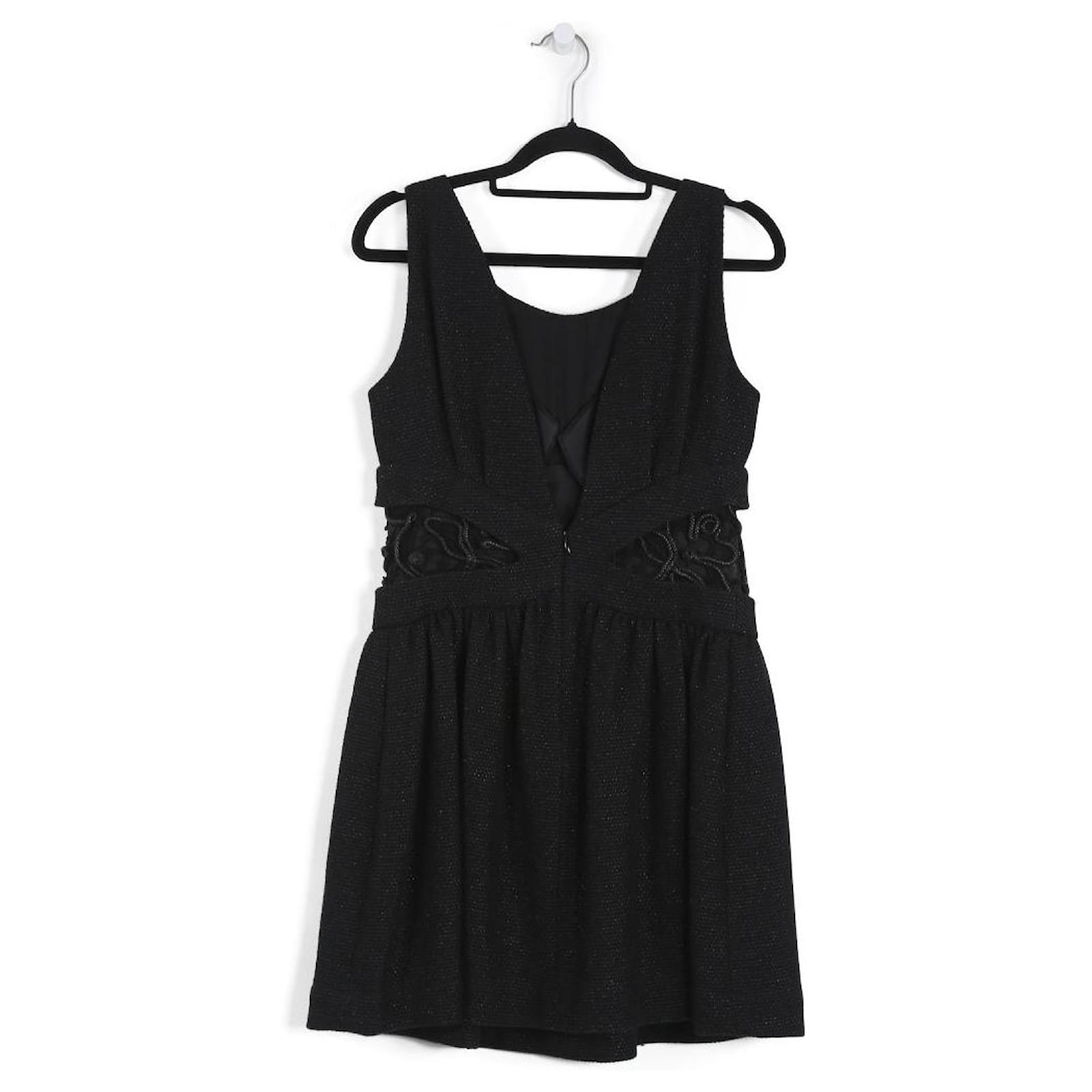 Mini-robe sans manches Chanel en laine noire et motif floral ...