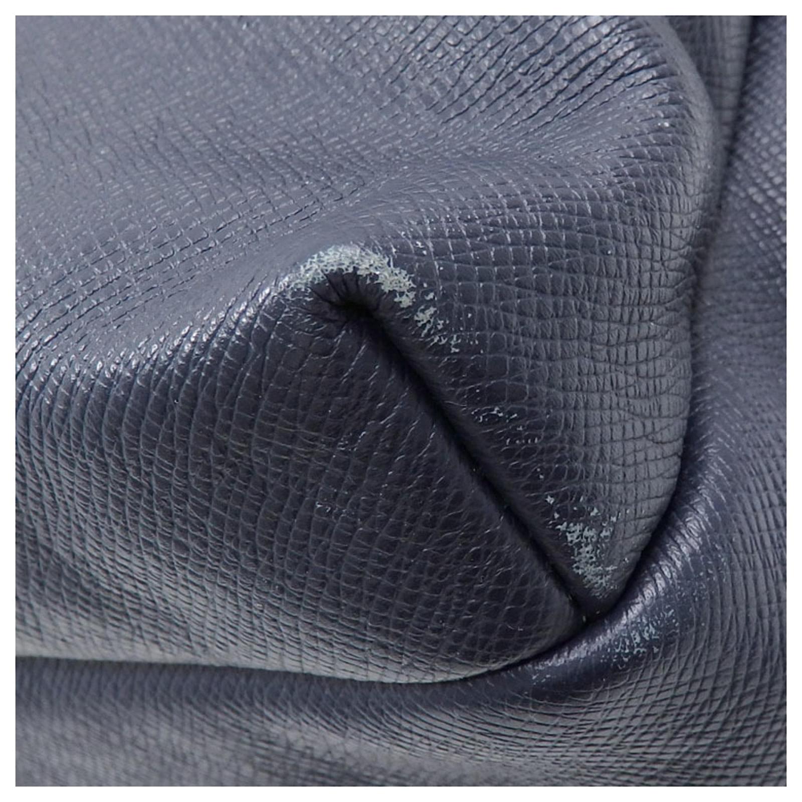 Louis Vuitton Discovery Navy blue Leather ref.796342 - Joli Closet