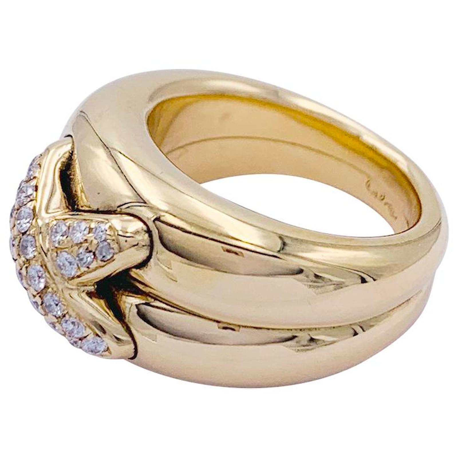 Chaumet ring, "Connections", Yellow gold and diamonds. White gold ref ...