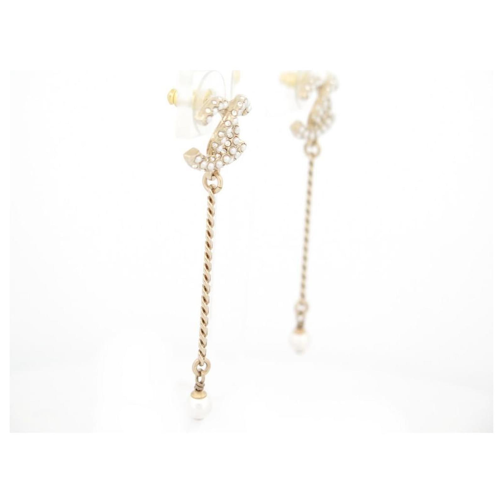 NINE EARRINGS CHANEL LOGO CC & PENDANT PEARLS GOLD EARRINGS Golden ...