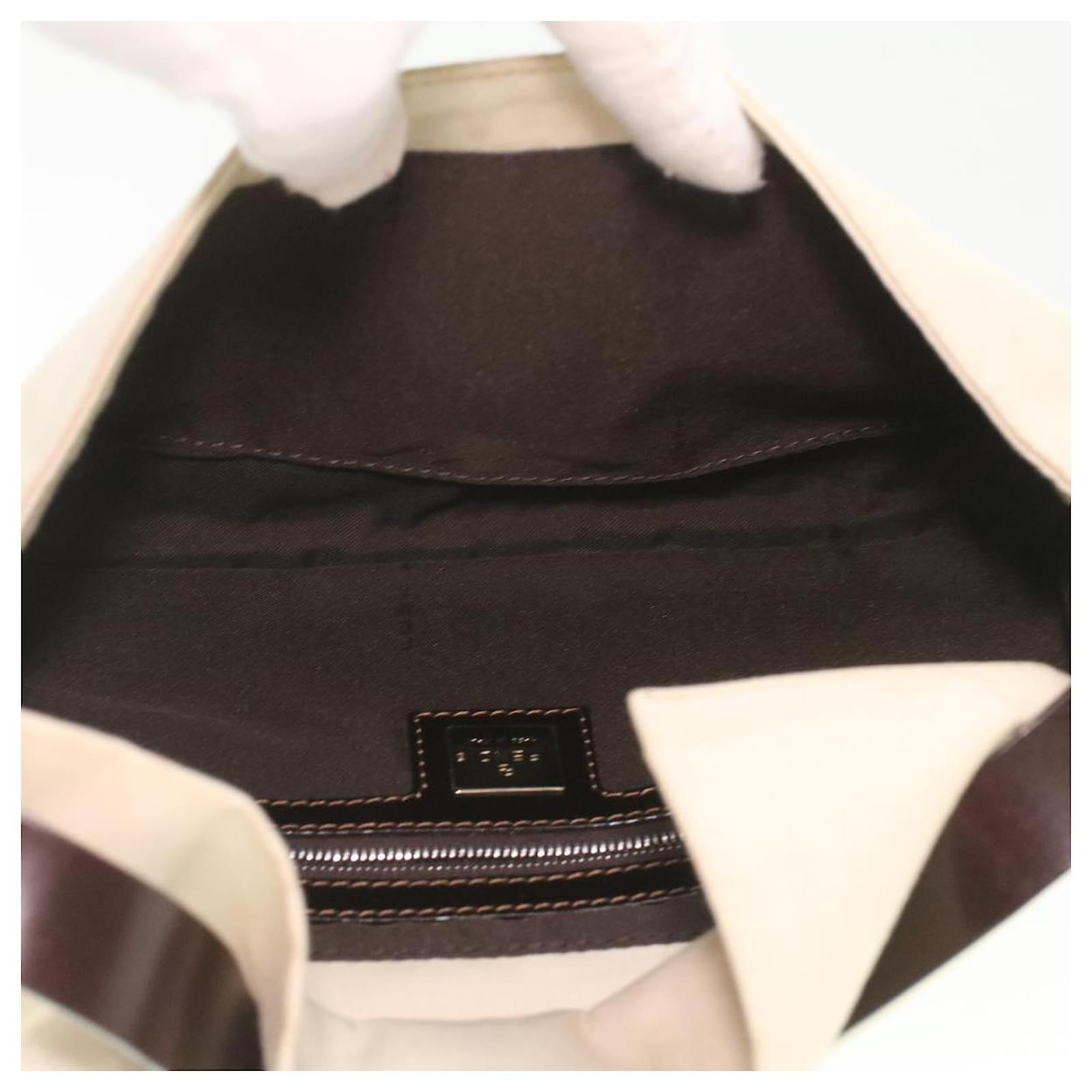 Fendi baguette Beige Cloth ref.798634 - Joli Closet