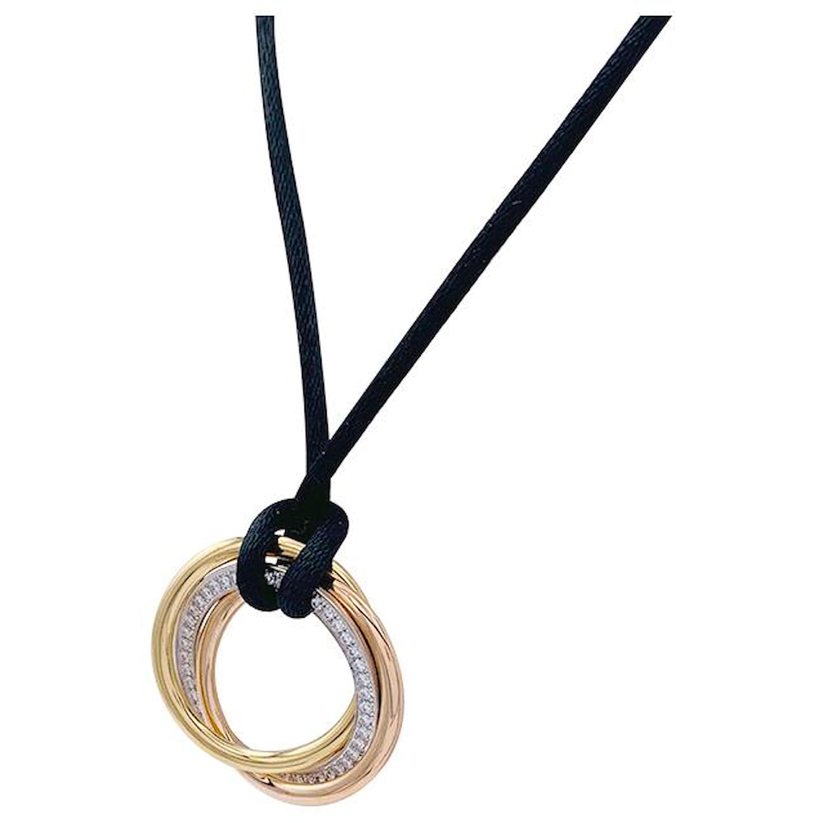 Love Collier Cartier, "Trinity", trois ors, diamants. Or blanc Or jaune ...