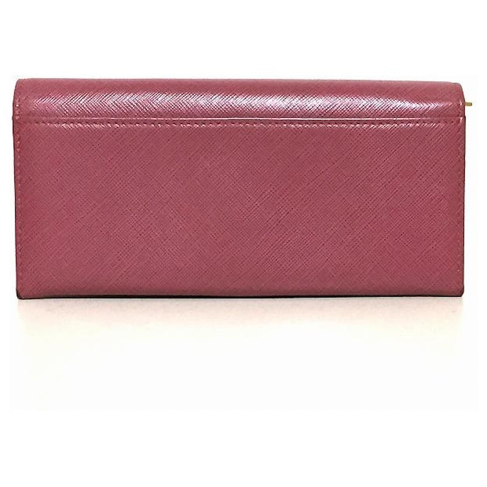 Salvatore Ferragamo Pink Leather ref.800128 - Joli Closet