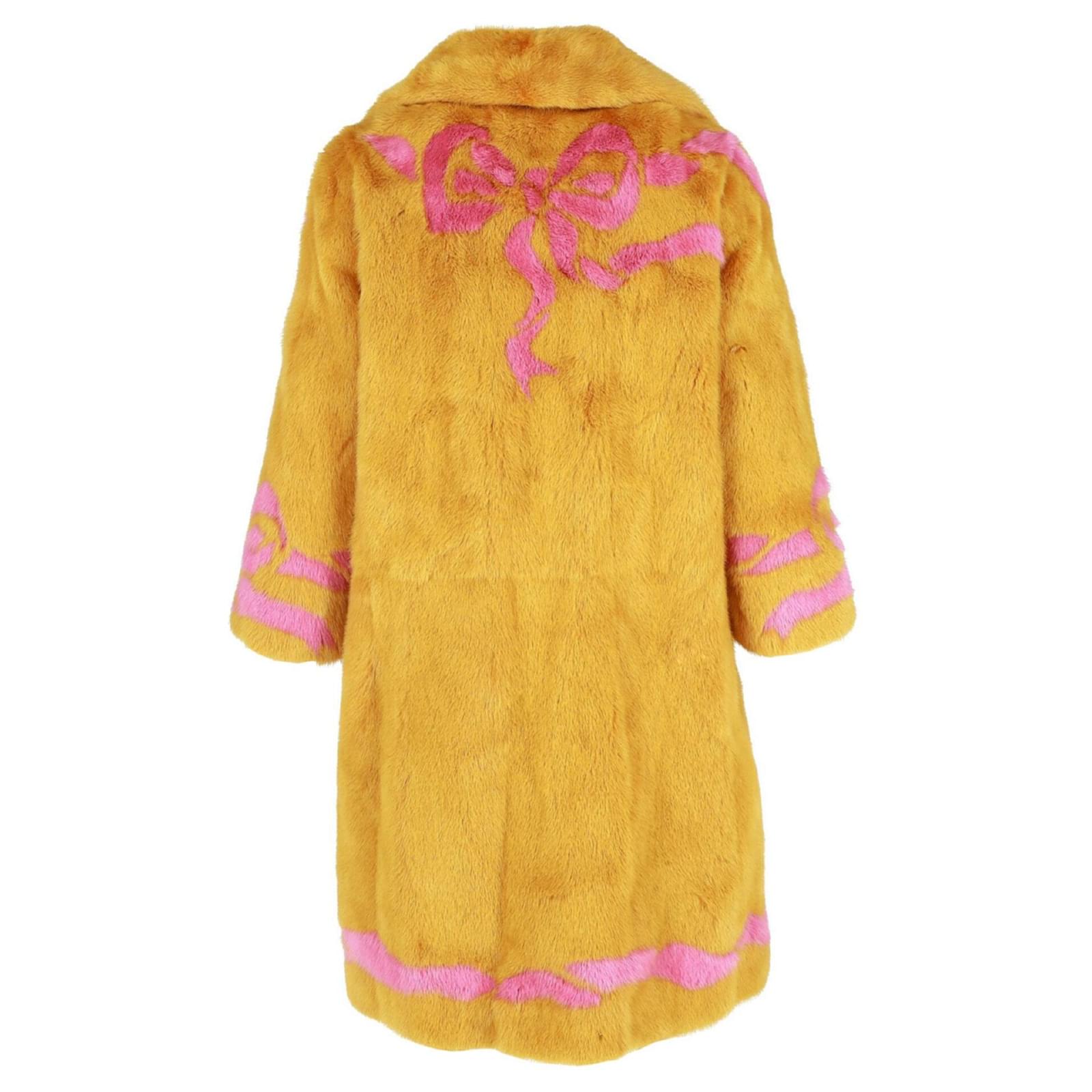 Gucci Abstract Intarsia Mink Fur Coat Multiple colors ref.803429 - Joli ...