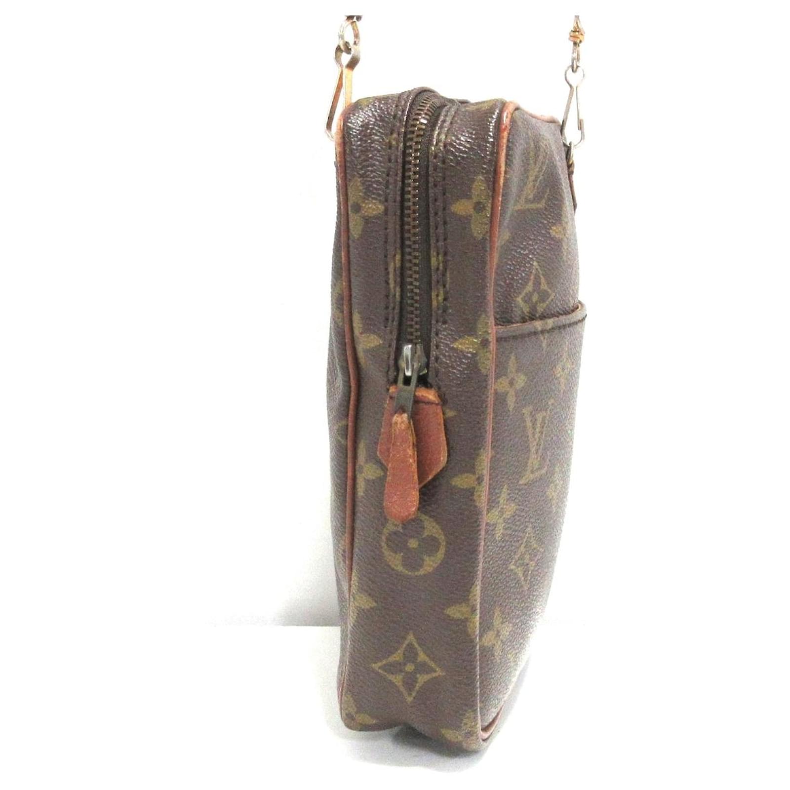 Louis Vuitton Amazone Braun Leinwand ref.803920 - Joli Closet