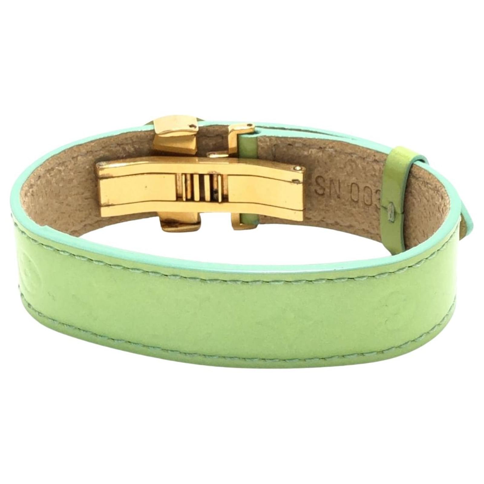 Louis Vuitton bonne chance Cuir Vert ref.809959 - Joli Closet