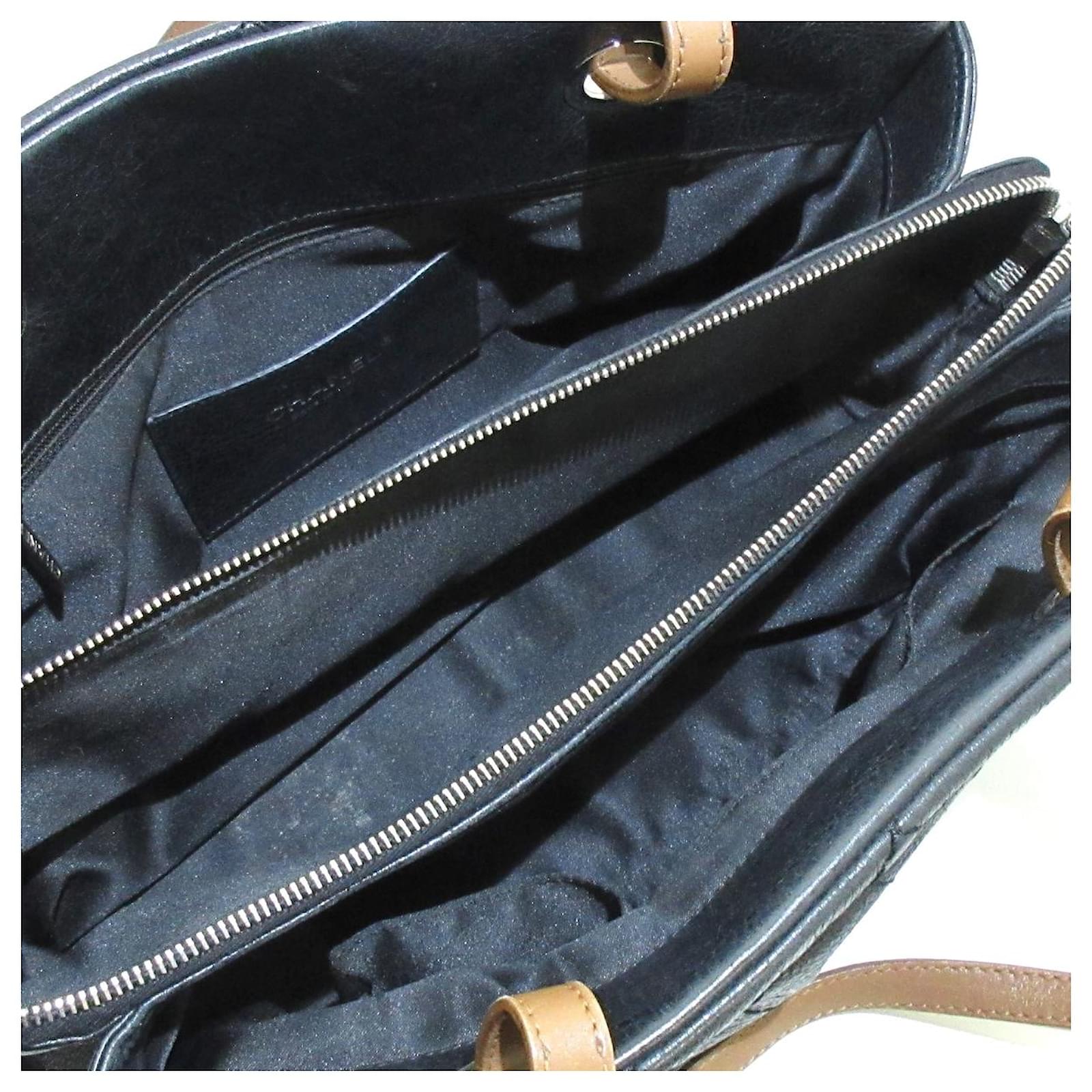Chanel Black Metal ref.836577 - Joli Closet