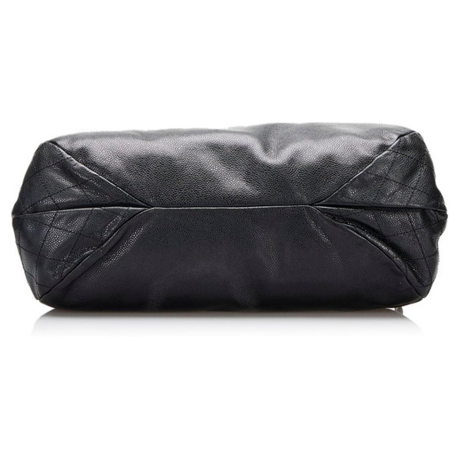 Chanel shoulder bag Black Leather ref.842136 - Joli Closet