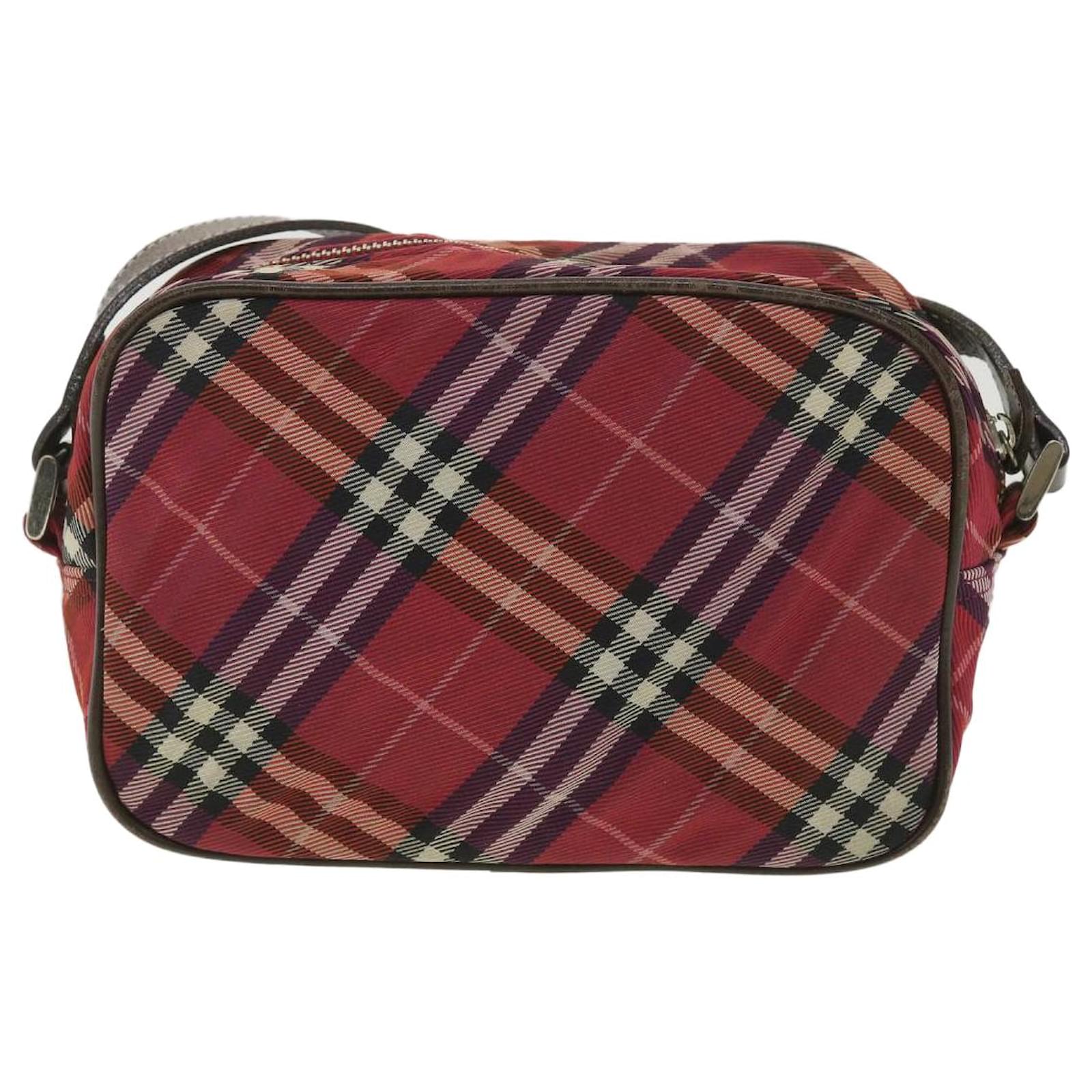 Burberry Blue Label Red Synthetic ref.845370 - Joli Closet