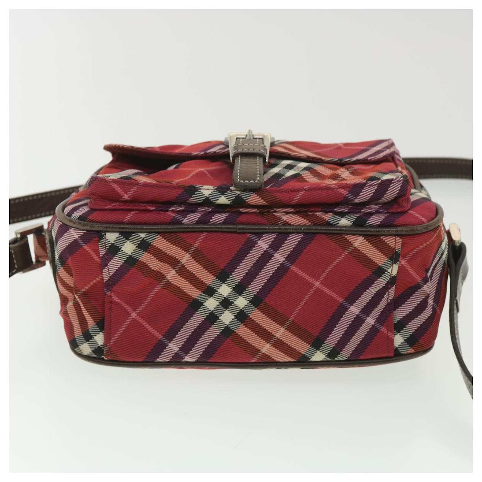 Burberry Blue Label Red Synthetic ref.845370 - Joli Closet