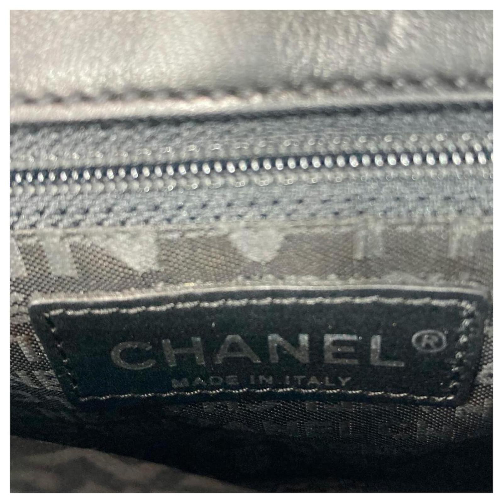 Chanel Chocolate bar Black Leather ref.852178 - Joli Closet