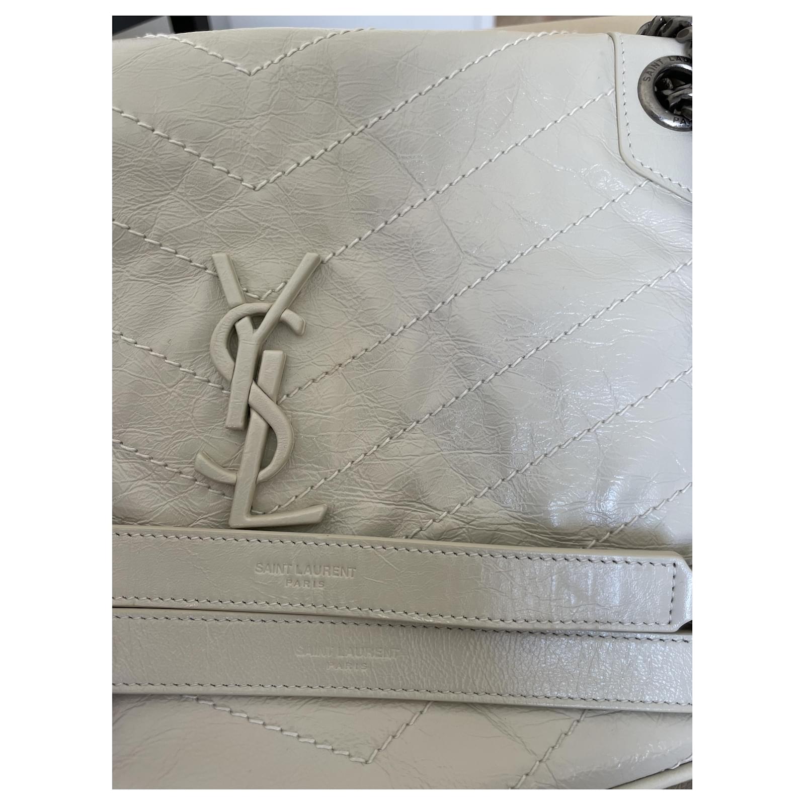 Saint Laurent Yves Saint-Laurent Niki bag White Leather ref.852647 - Joli Closet