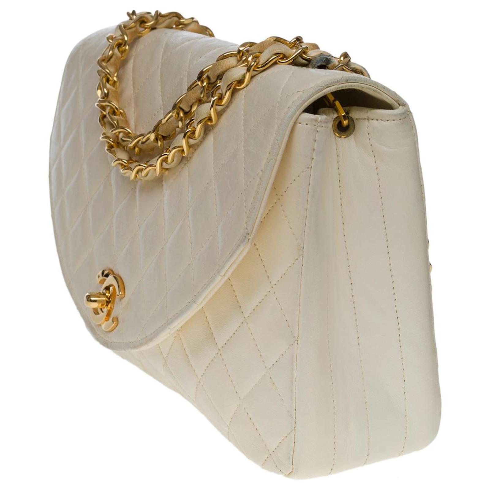 Timeless CHANEL CLASSIC FLAP BAG CROSSBODY BAG IN ECRU QUILTED LAMB ...