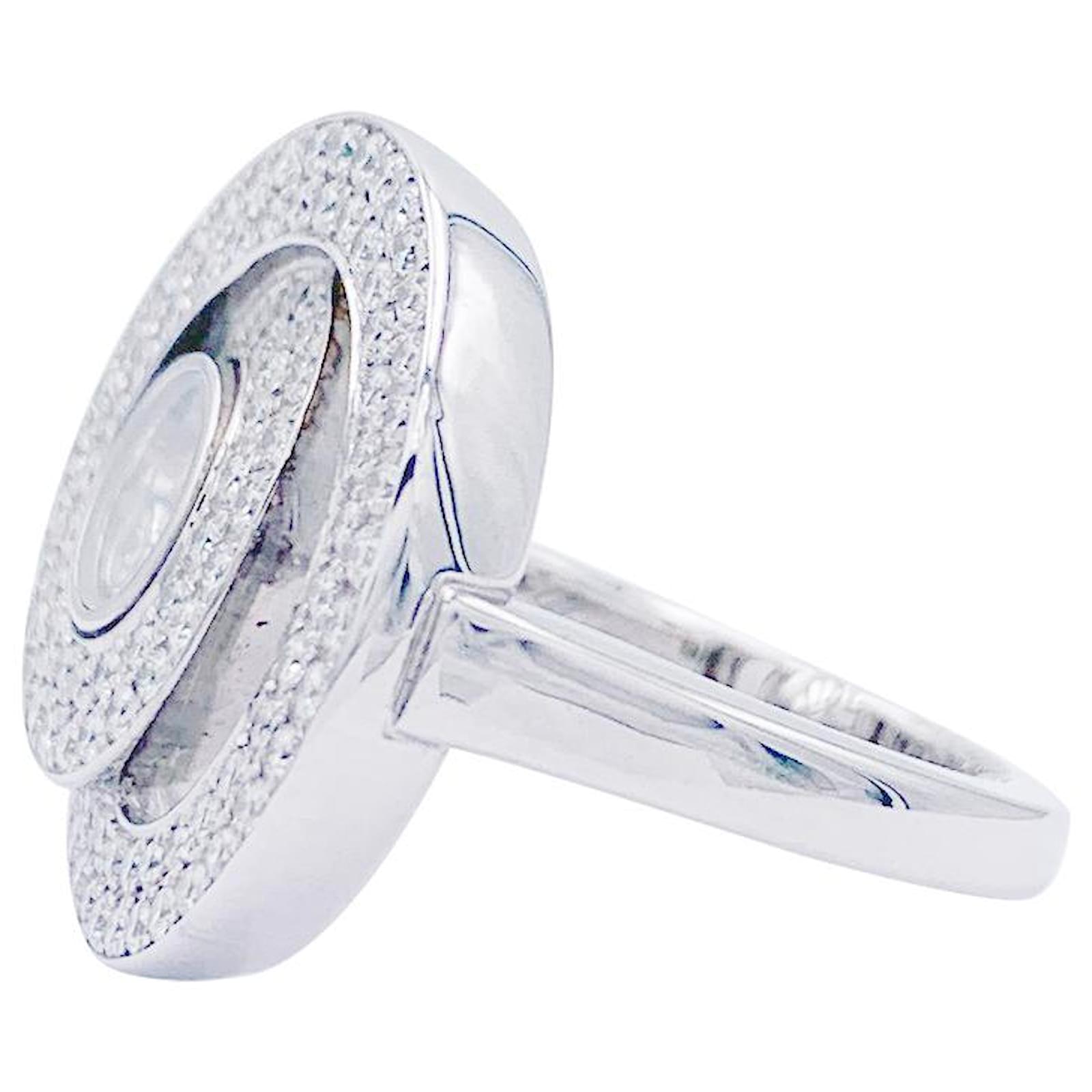 Chopard ring ,"Happy Diamonds", white gold and diamonds. ref.861092 ...