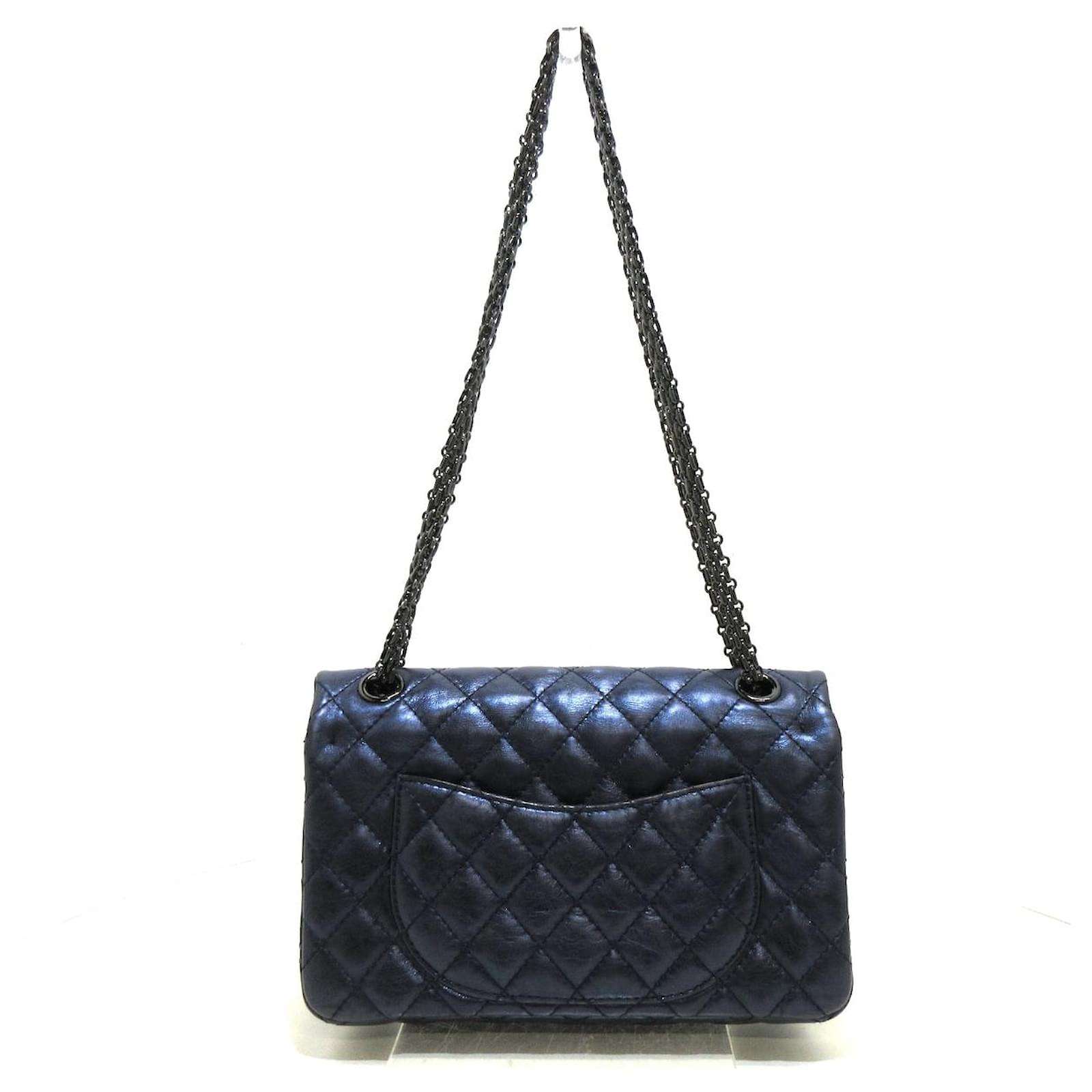 Classique Chanel 2.55 Cuir Bleu ref.874702 - Joli Closet