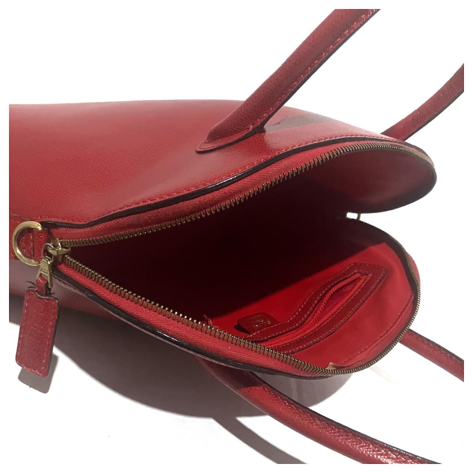 Céline Celine Red Leather ref.878202 - Joli Closet