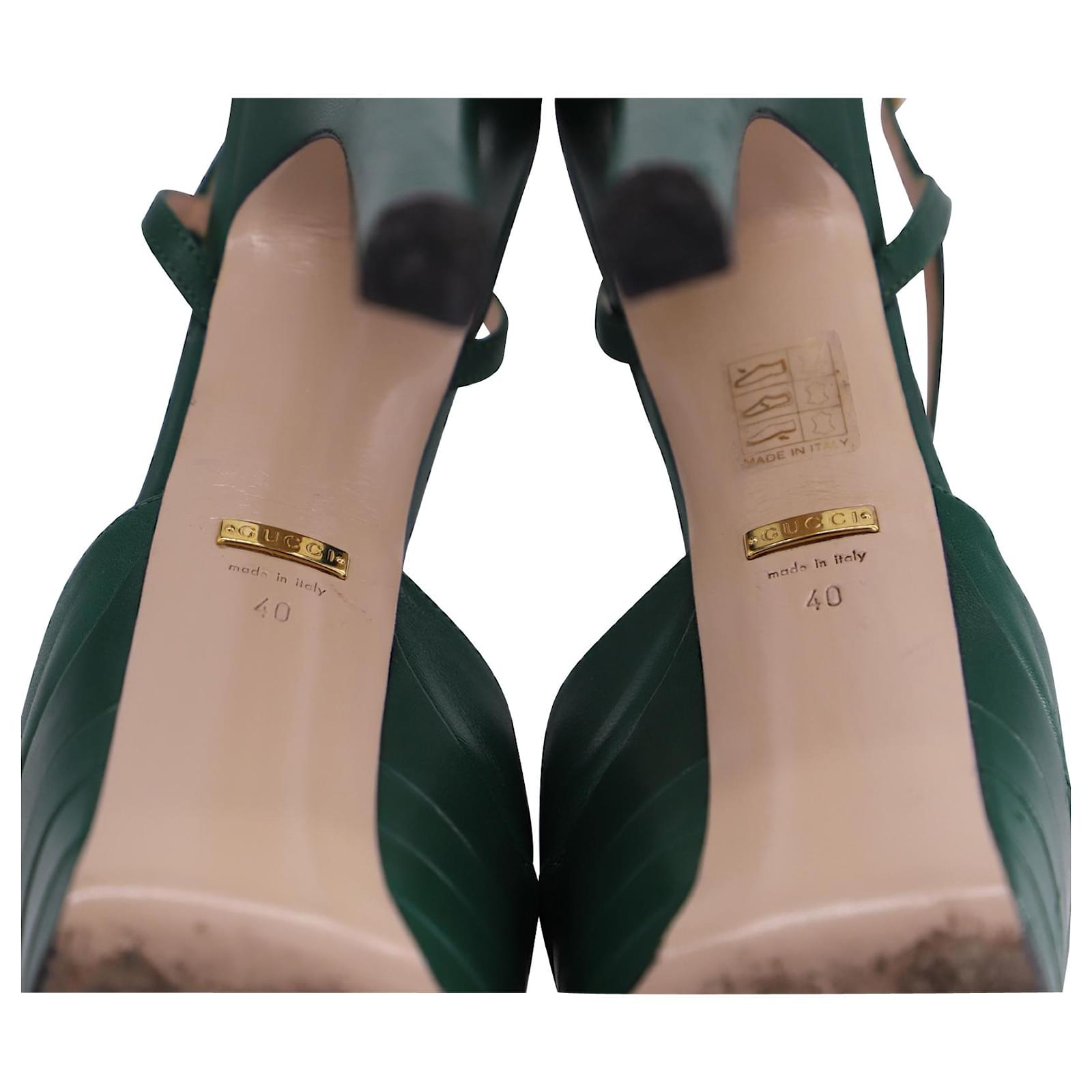 Gucci Sandales à Plateforme T-Strap en Cuir Vert ref.879125 - Joli Closet