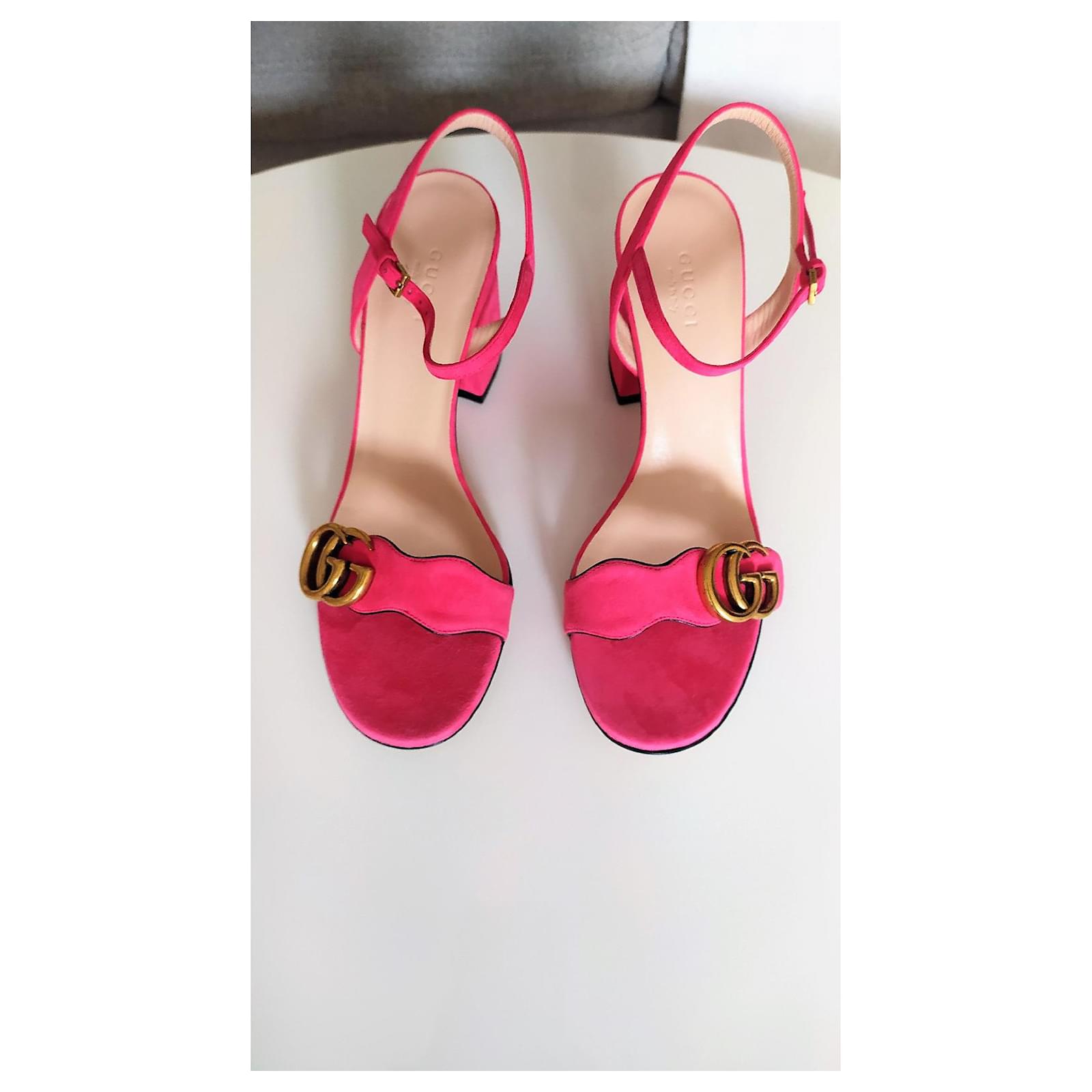 Sandales Gucci Marmont Suede Rose ref.881102 - Joli Closet