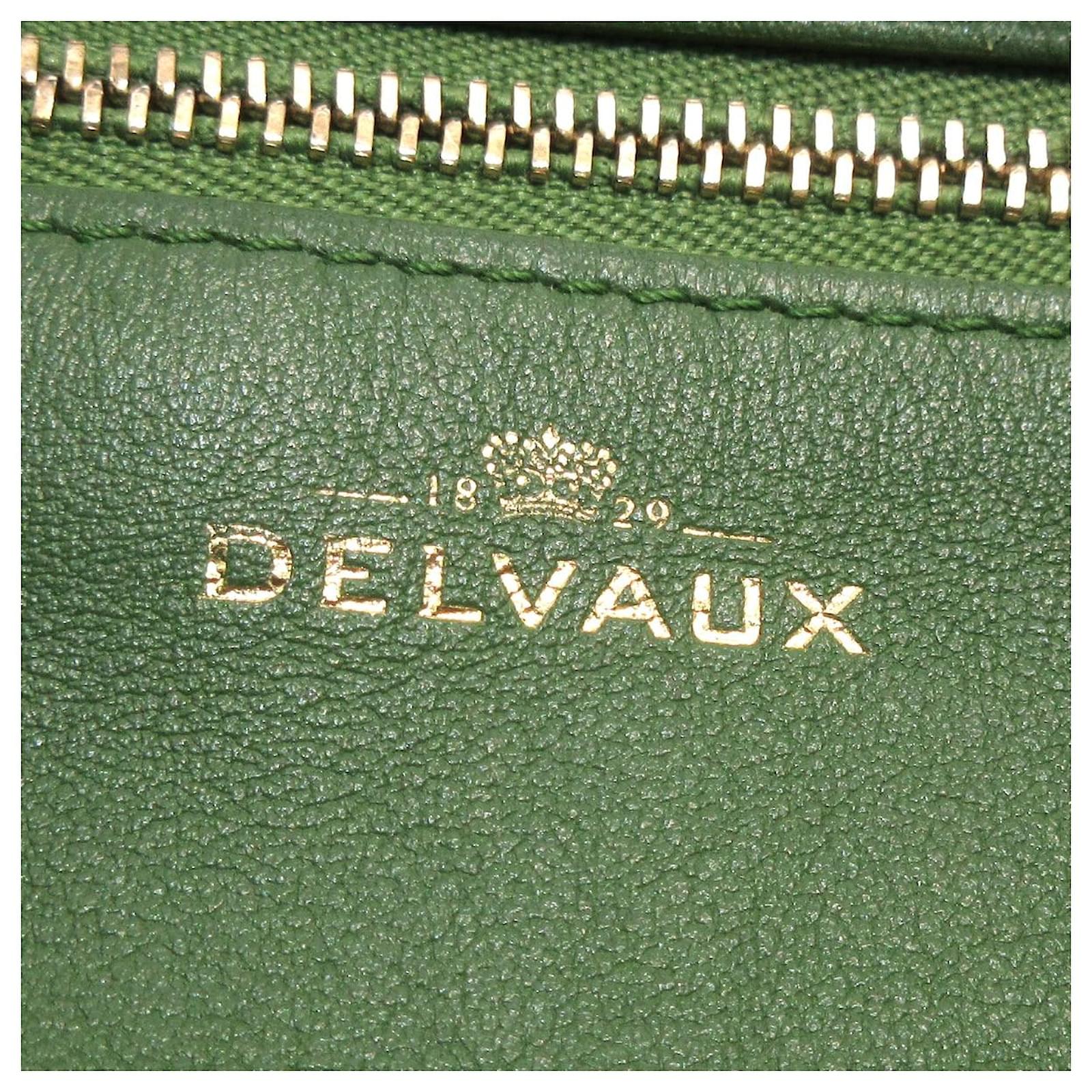 Delvaux Pin Daily Khaki Leather ref.885693 - Joli Closet