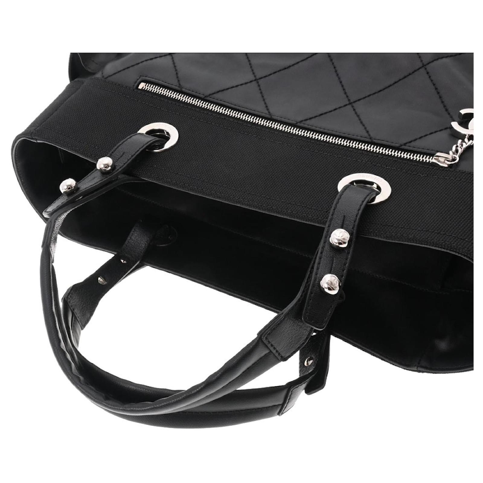 Chanel Matrasse Black Leather ref.886797 - Joli Closet